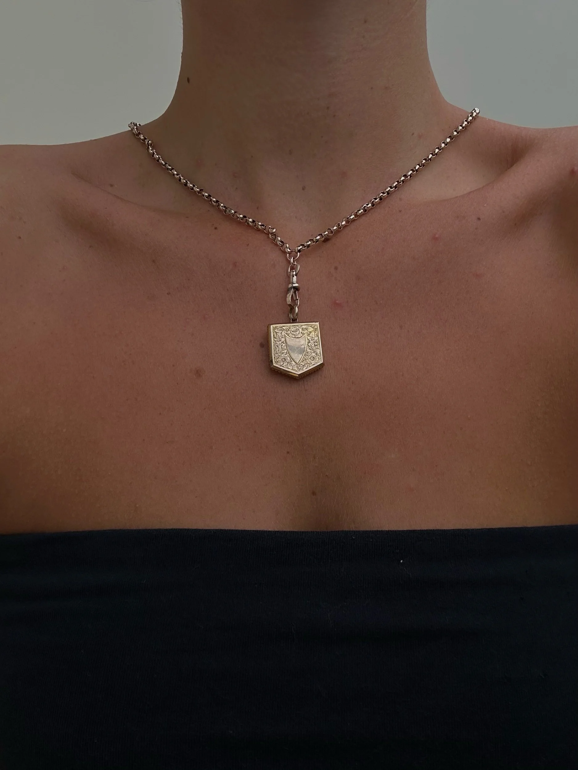 Locket Pendants / Brooches — Gembank1973