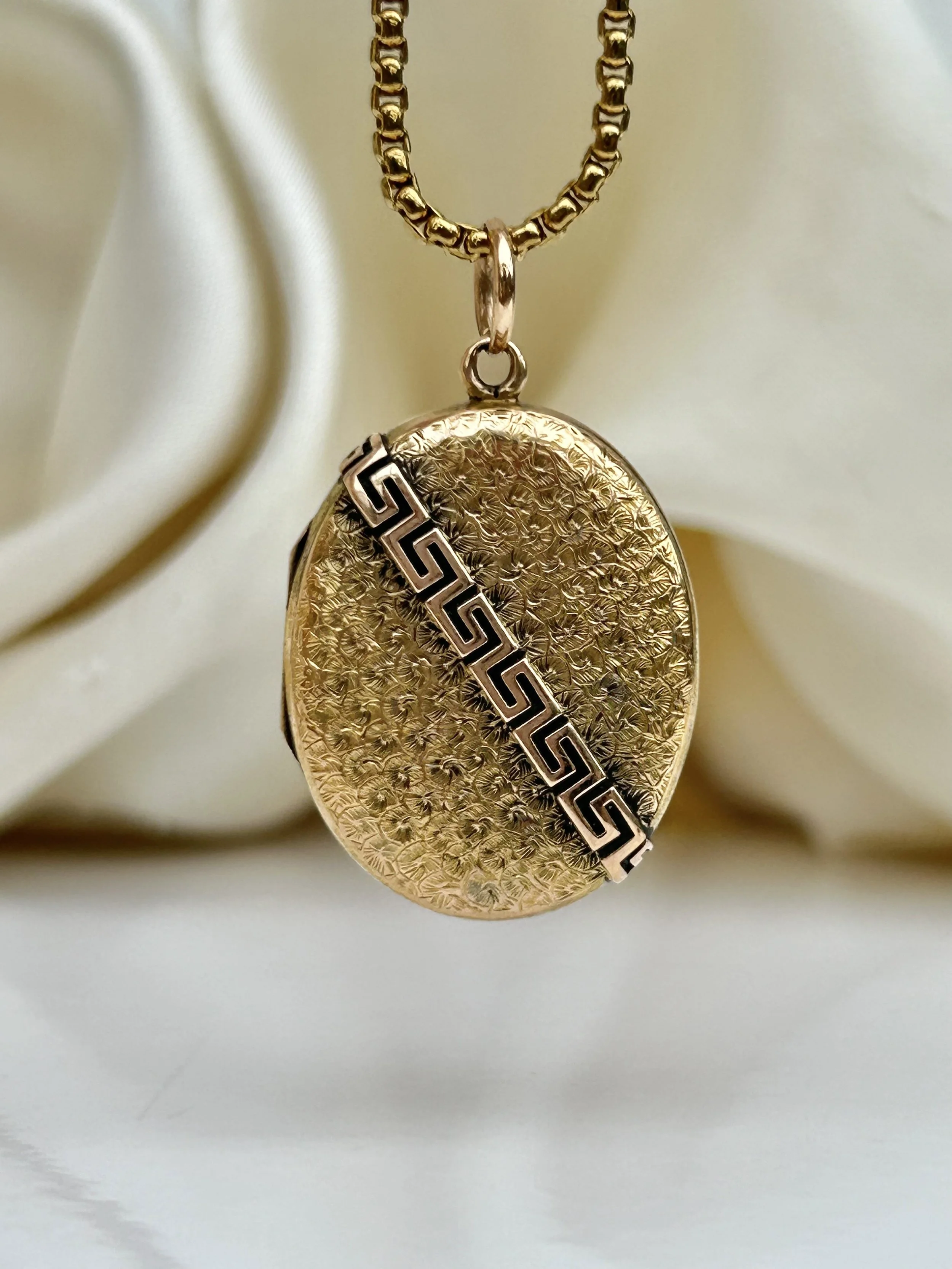 Locket Pendants / Brooches — Gembank1973