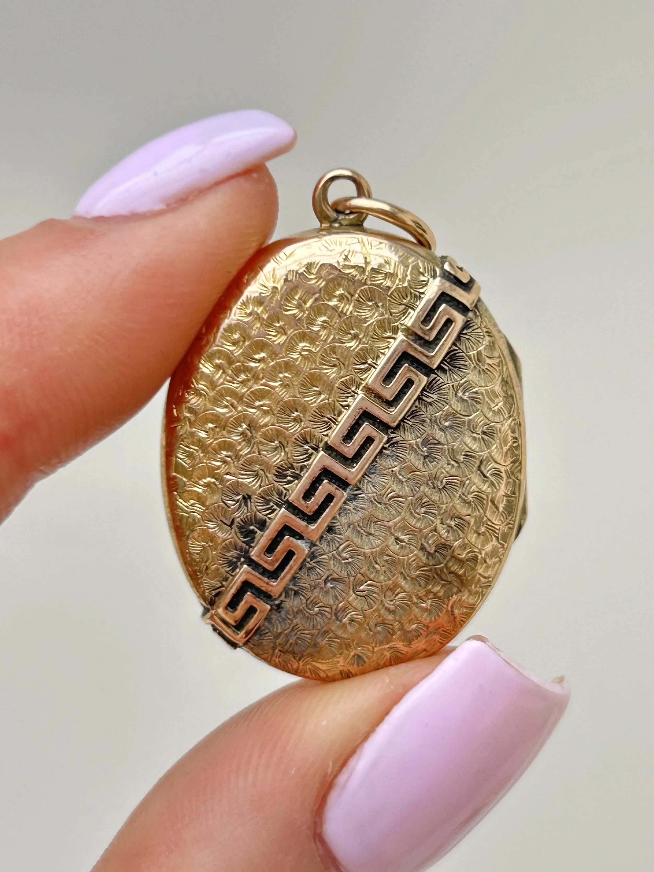 Locket Pendants / Brooches — Gembank1973