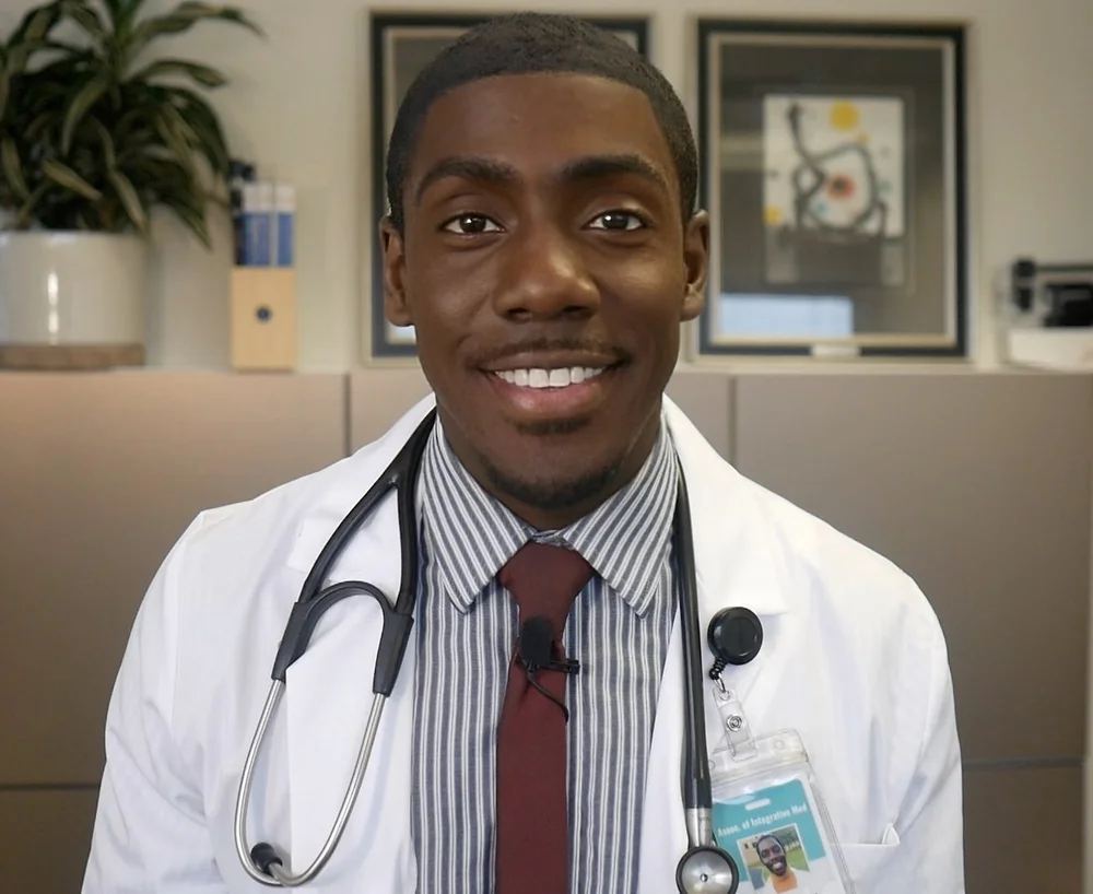 Full Bio Dr. Mensah — Associates of Integrative Medicine