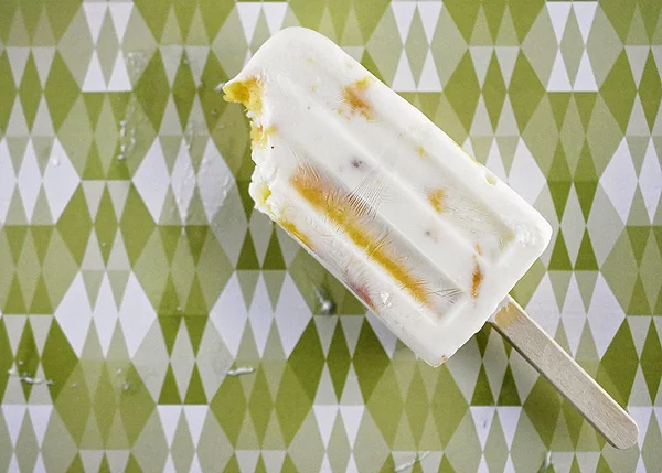 Creamy Peach Popsicles — Peonies and Pears