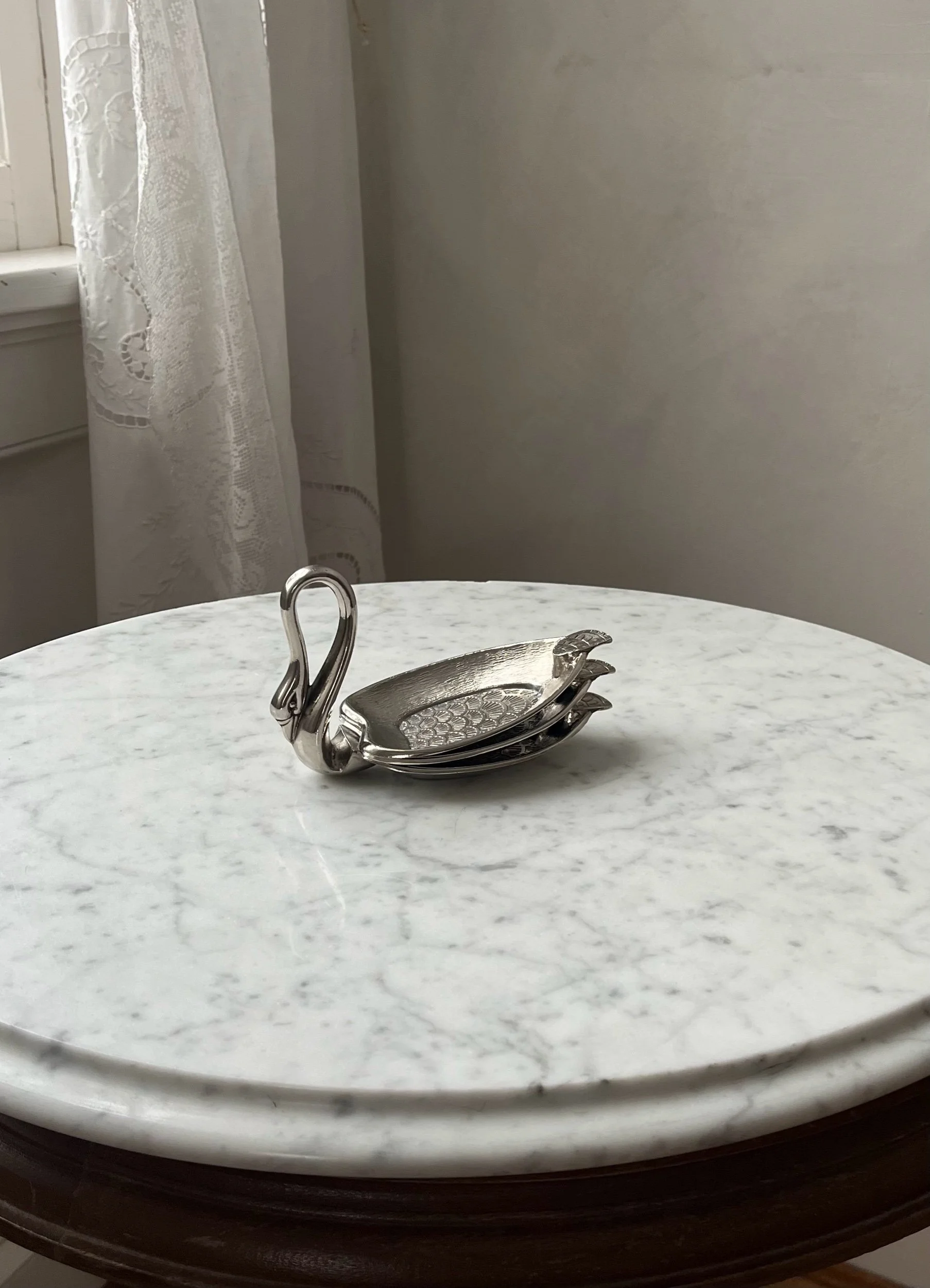 Vintage Rare Silver Tone Swan Ash Tray Holder — Lucia Zolea