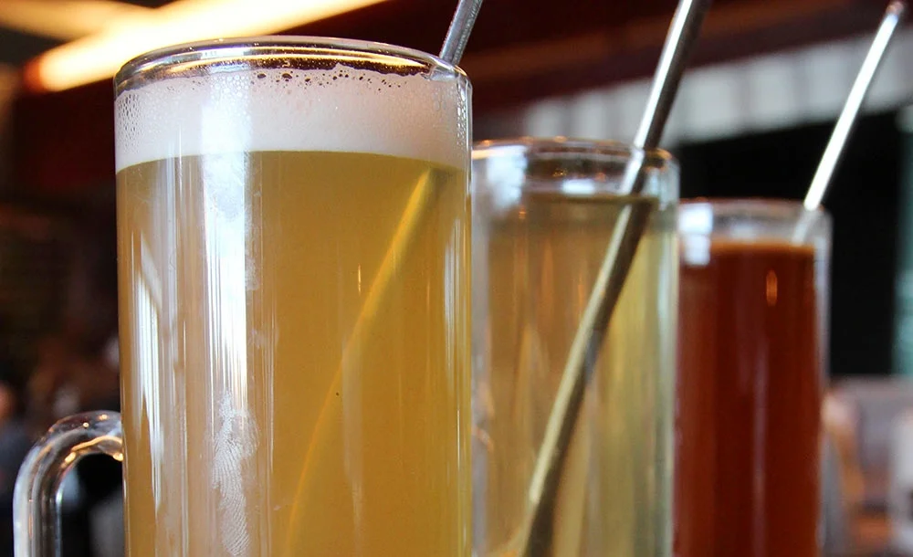 Center Bar-Coffee And Champagne