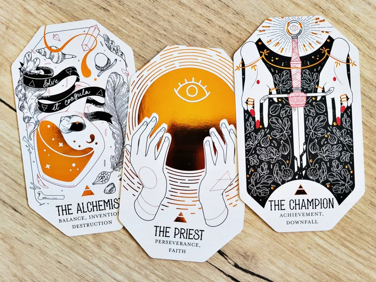 Deck Review: The Citadel Oracle — Asali Earthwork