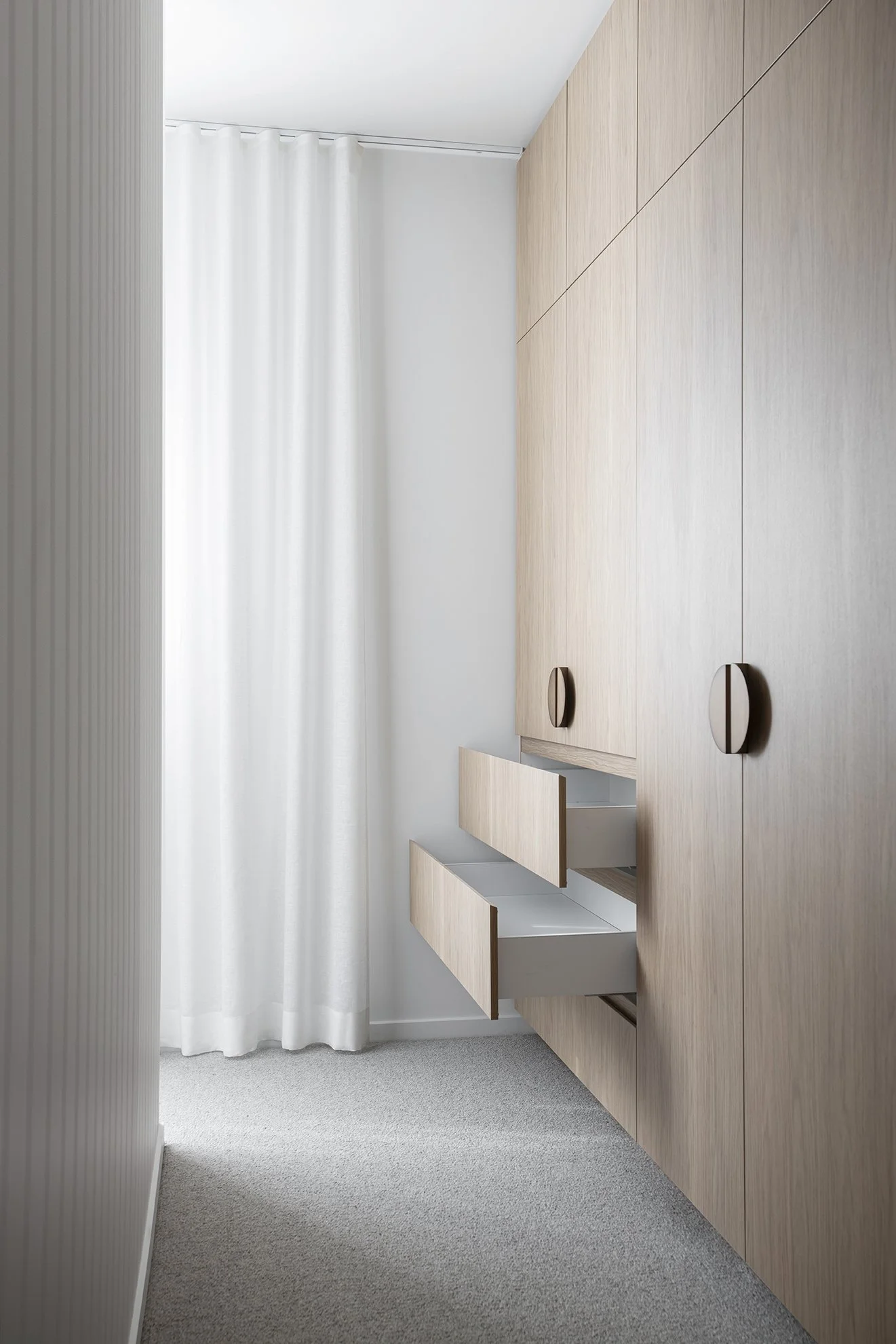 Coral House Walk In Wardrobe — Zephyr + Stone