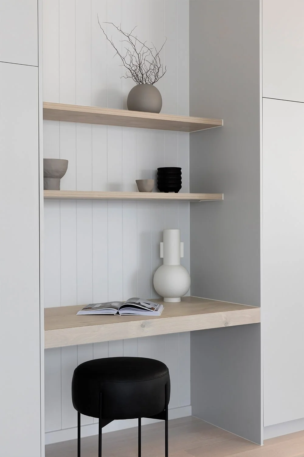 7 VJ Panelling Ideas To Copy Right Now | VJ Panelling Designs For Walls ...