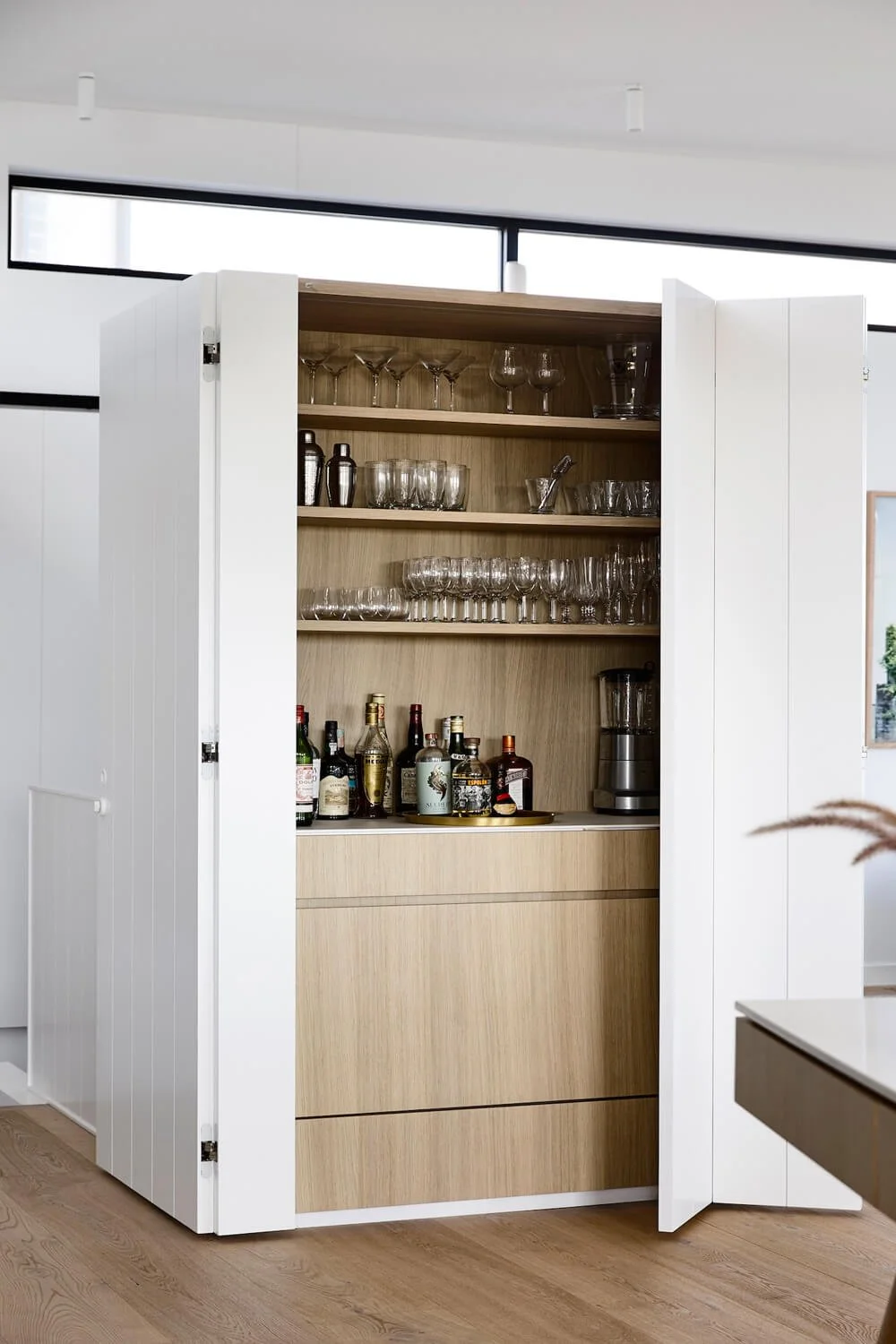 8 Home Bar Ideas That Raise The Bar | Minibar + Drinks Cabinet Ideas ...