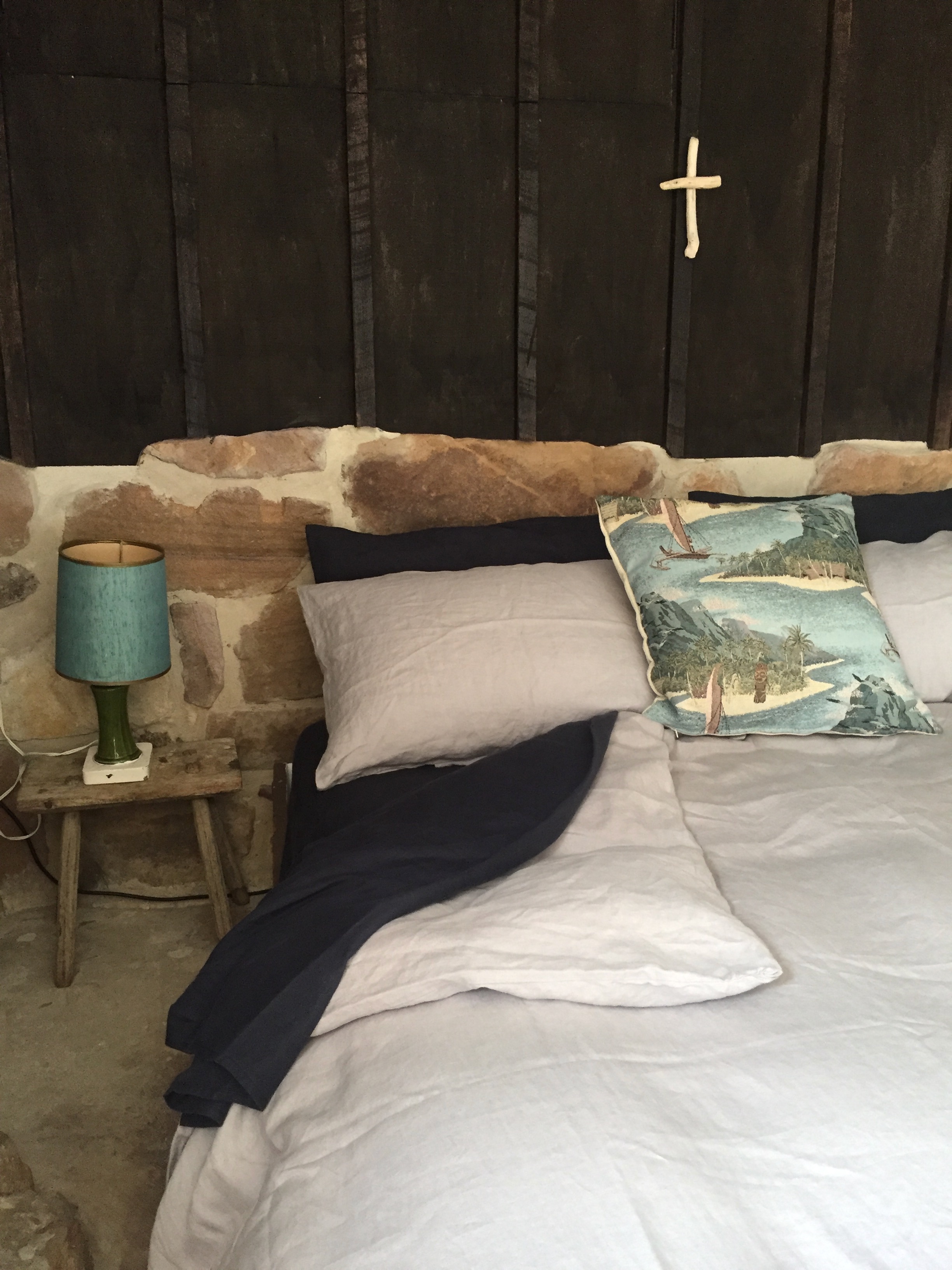 THE LITTLE BLACK SHACK