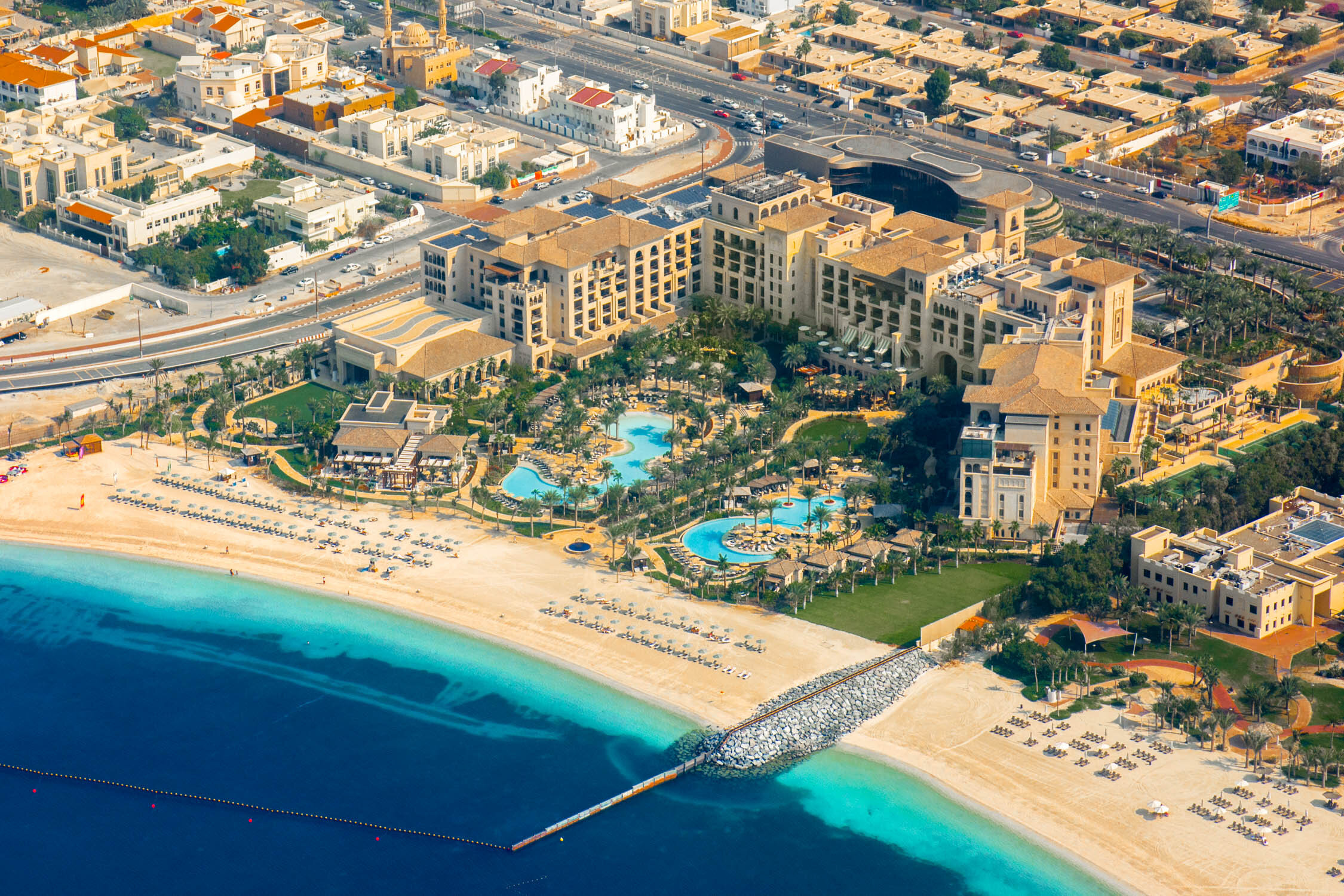 TasteInHotels: Four Seasons Dubai: Ocean Front Luxury on Jumeirah Beach