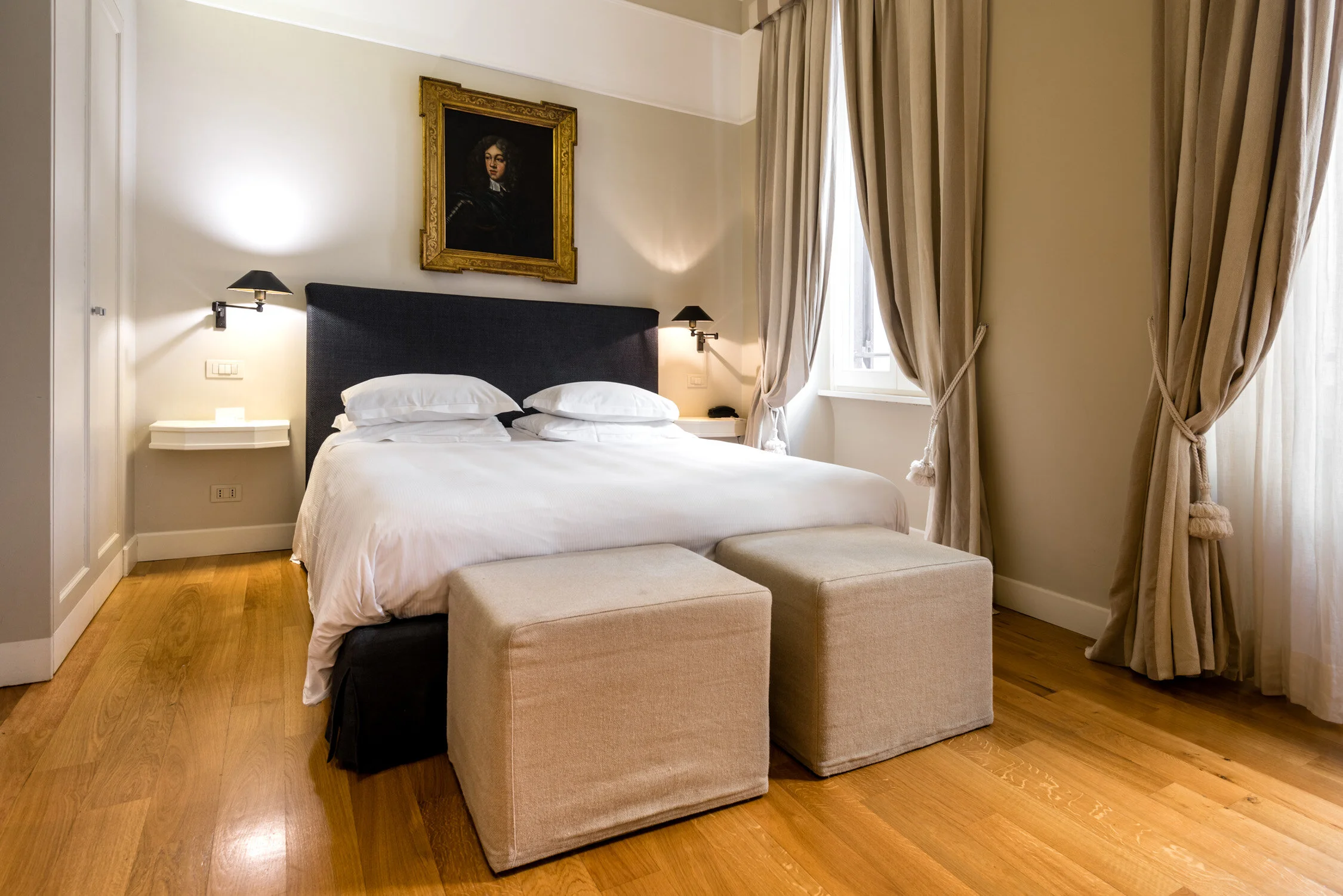TasteInHotels: Crossing Condotti: Luxury Boutique Hotel in Rome, Italy