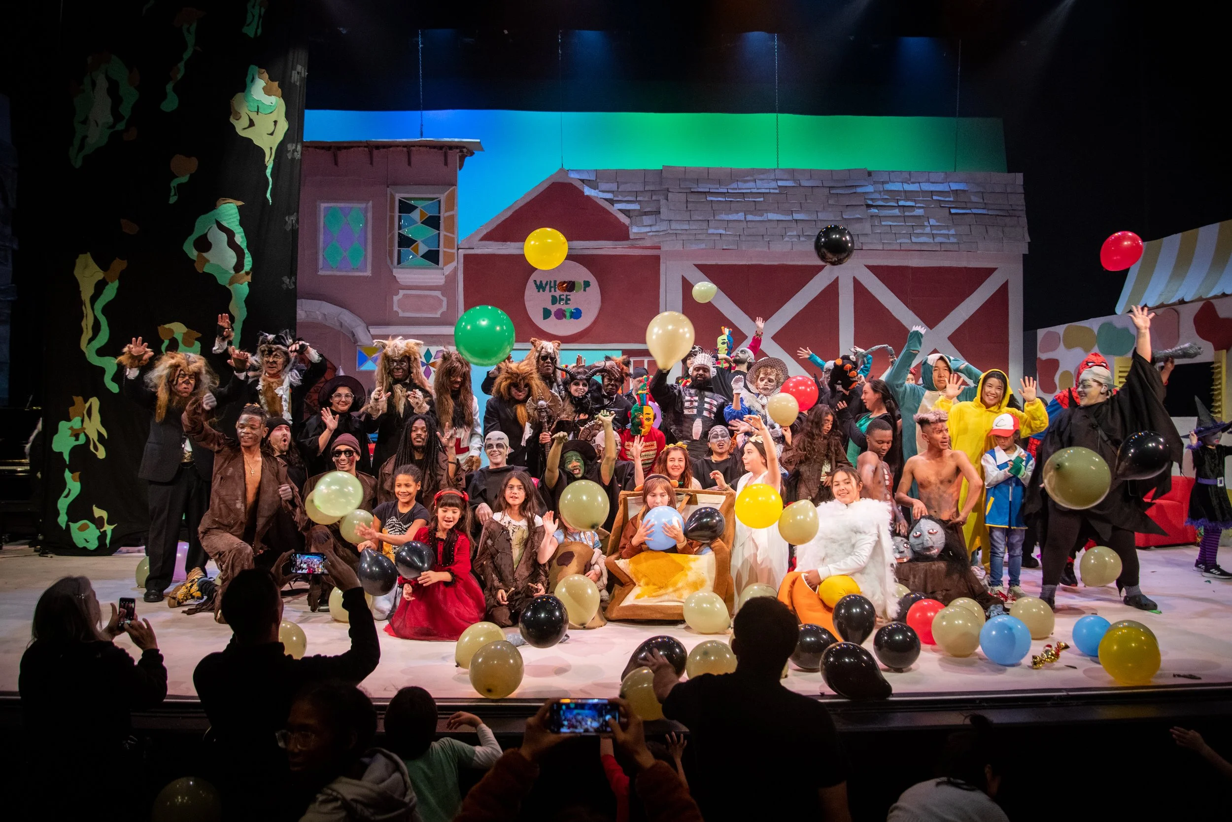 Artist Talks — Whoop Dee Doo