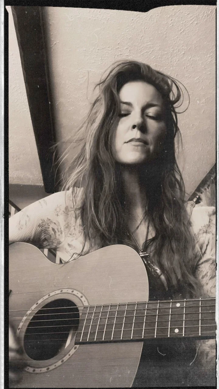 CREATRIX Chantal R Mercier