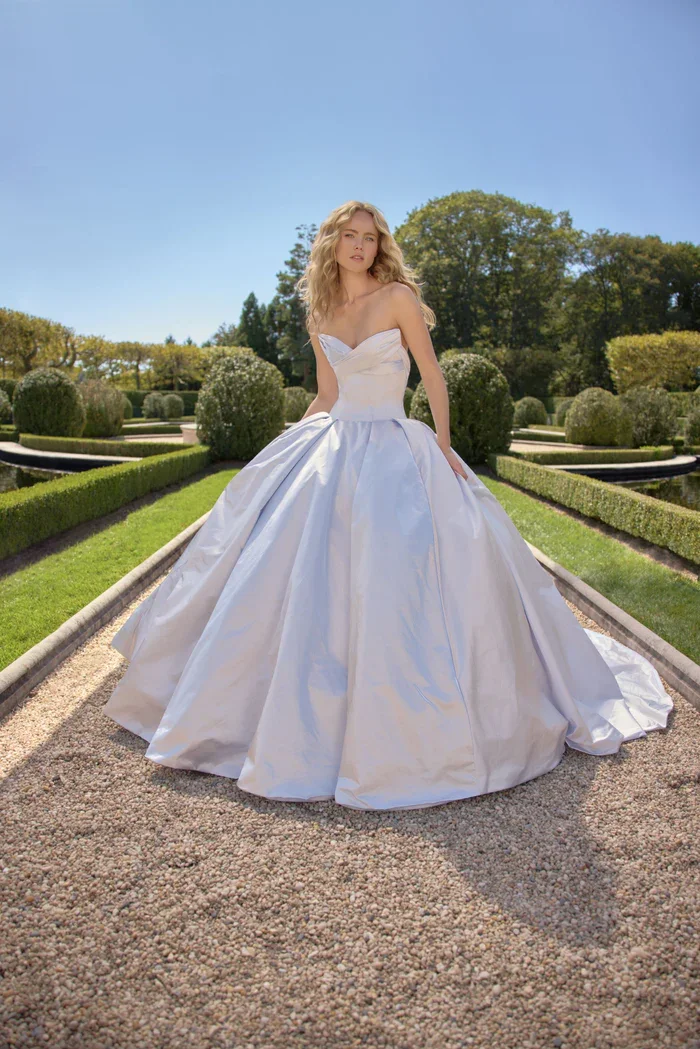 Ines Di Santo Trunk Show | January 23–25 — Bride To Be Couture