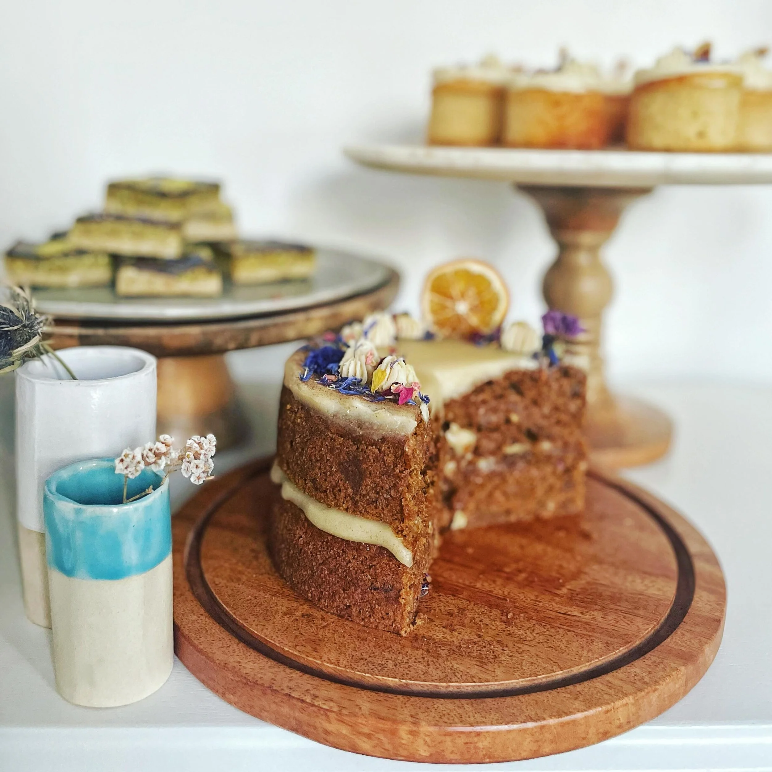 B A K E D B Y B E T H - Plant based cakes