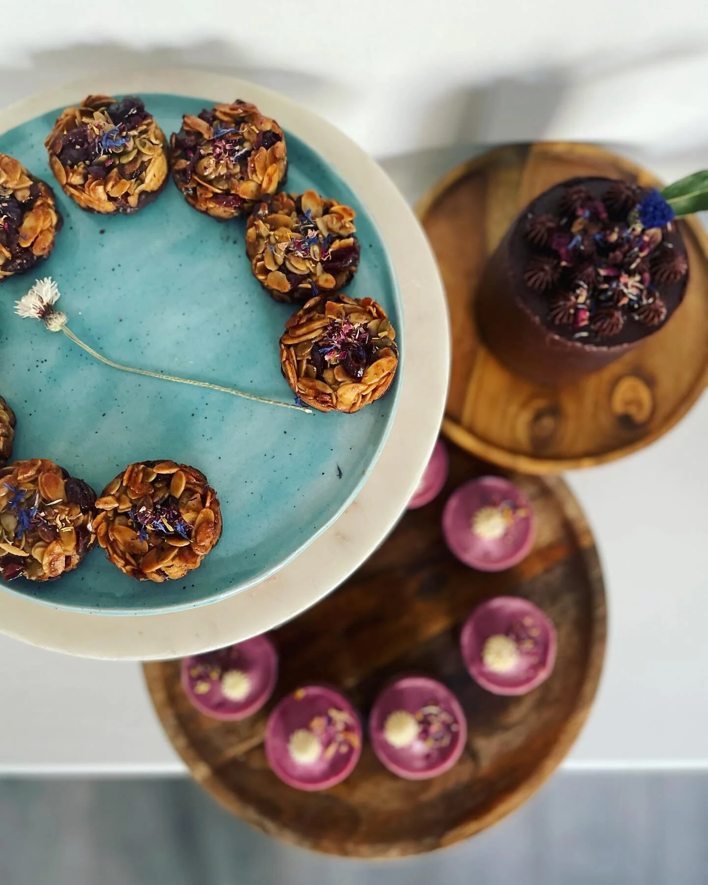 B A K E D B Y B E T H - Plant based cakes