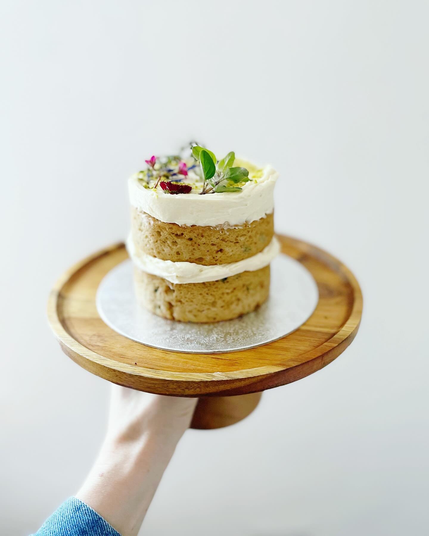 B A K E D B Y B E T H - Plant based cakes