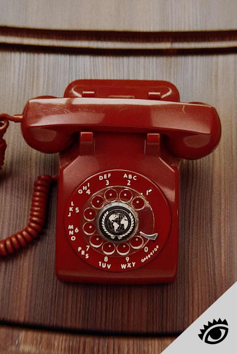 Kit Kat > The Red Phone — ERICO BRAGA