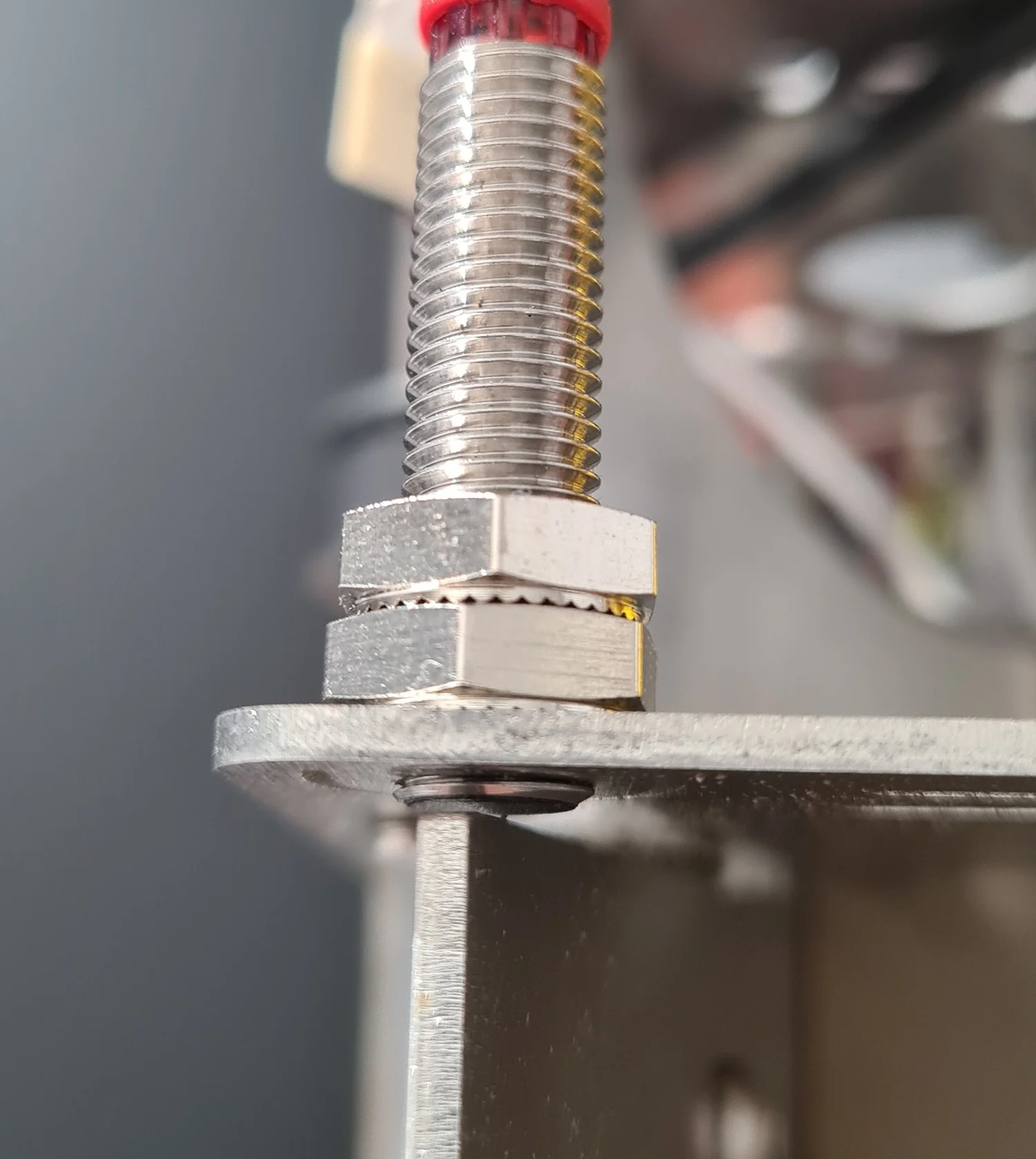 How to change: Proximity sensor - drop handle — ROEST