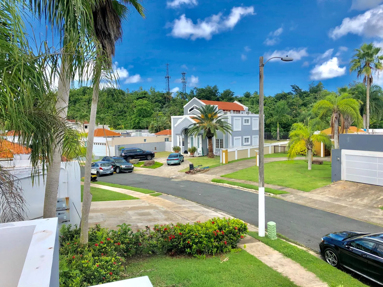 Urb. Parque Forestal C-9 — BHC LLC