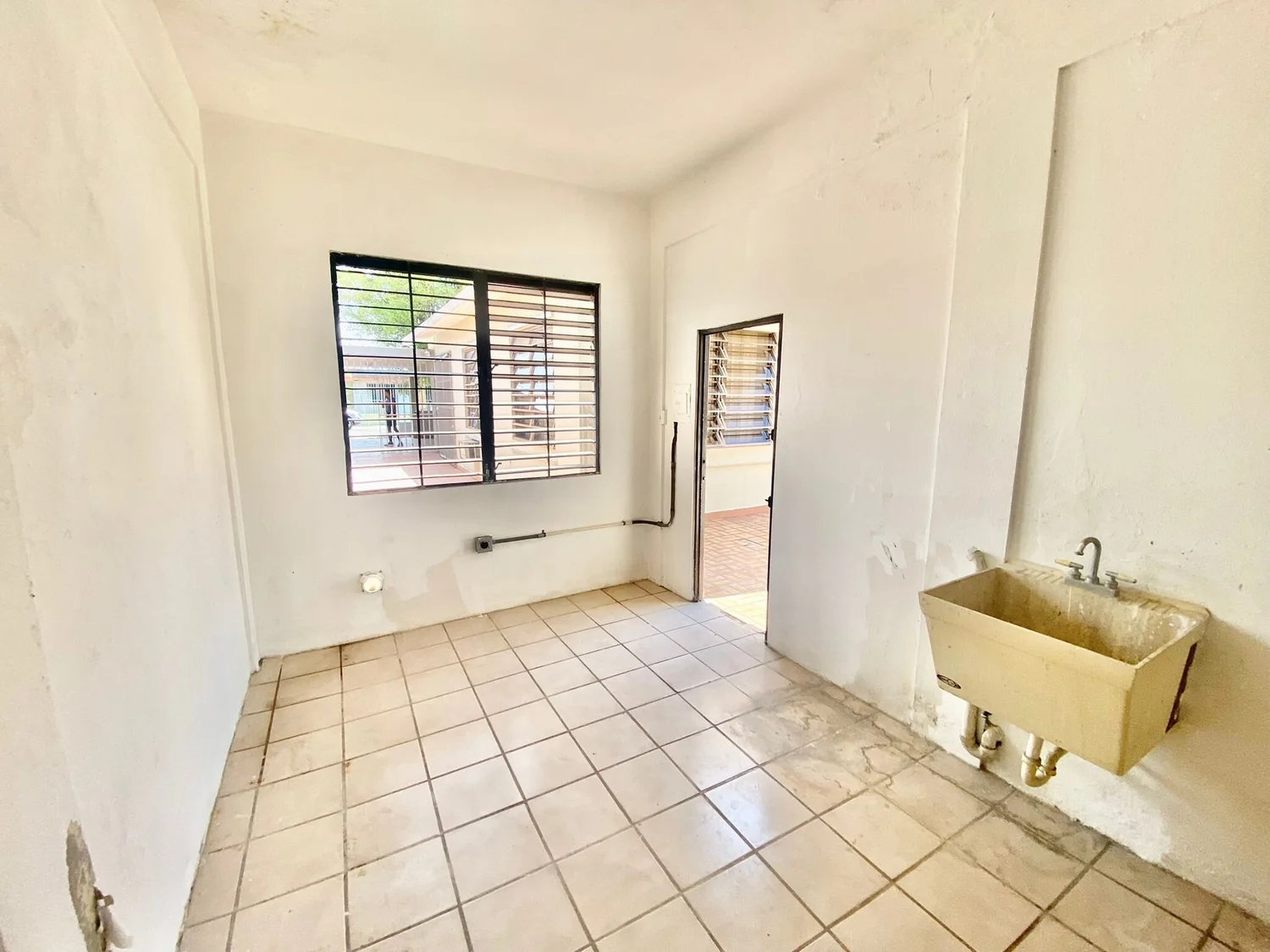 Urb. Roosevelt Hato Rey — BHC LLC