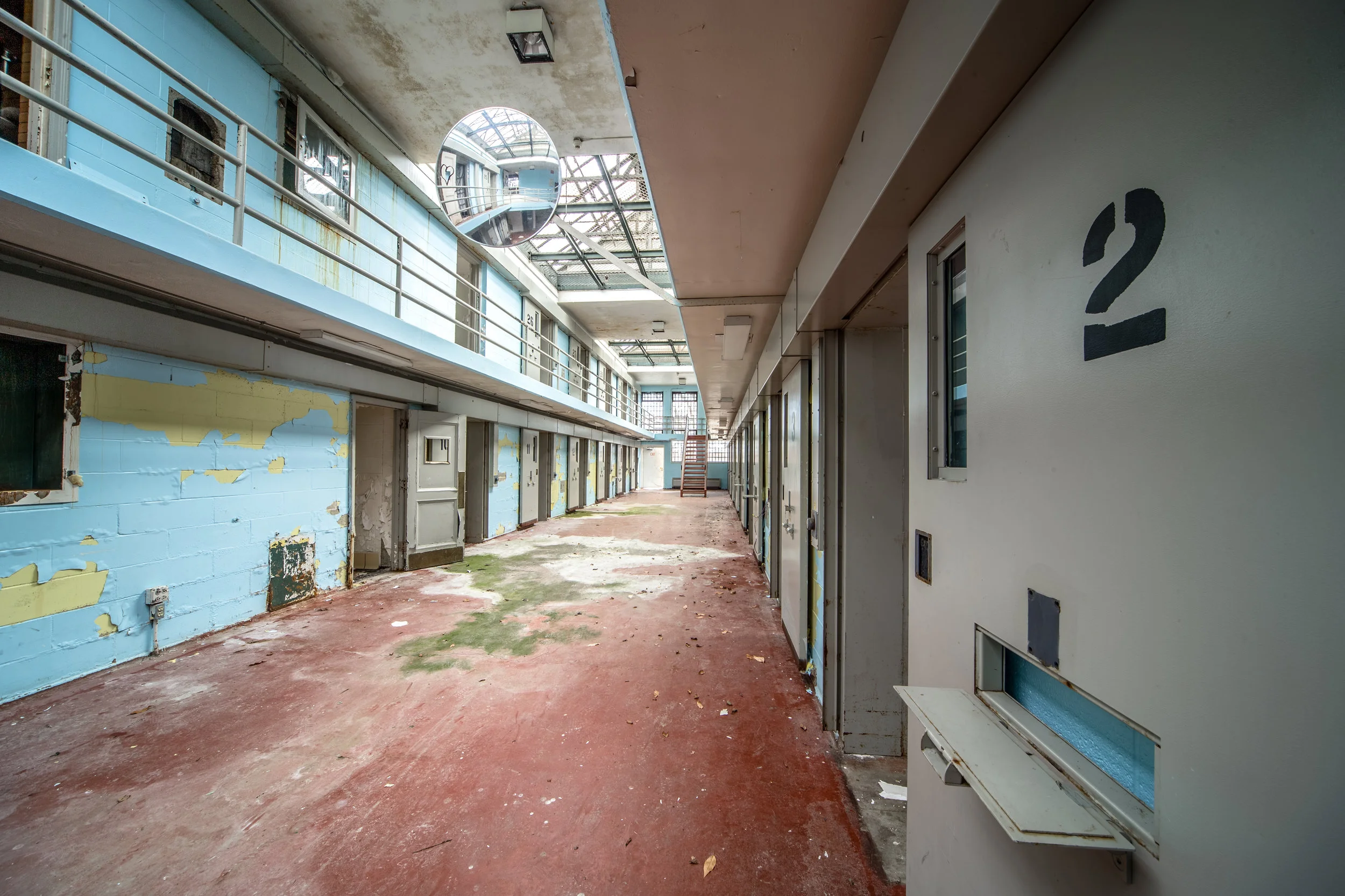 Exploring an Abandoned MidWest Jail — Abandoned Central