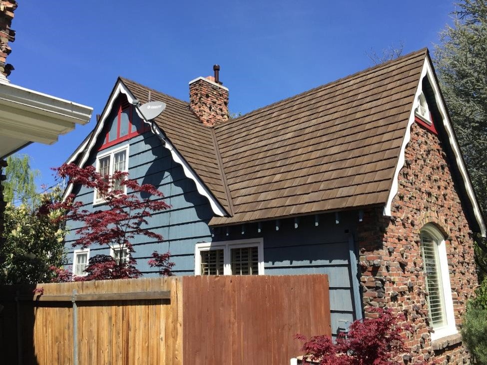 What is a Pitched Roof? The Pros and Types To Know
