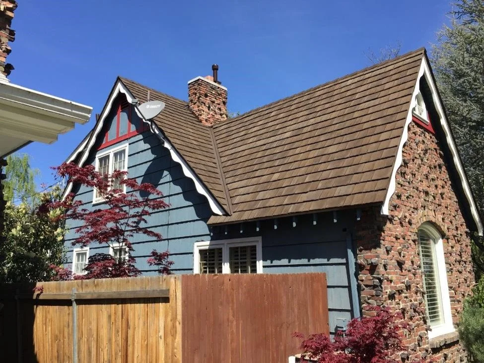What is a Pitched Roof? The Pros and Types To Know