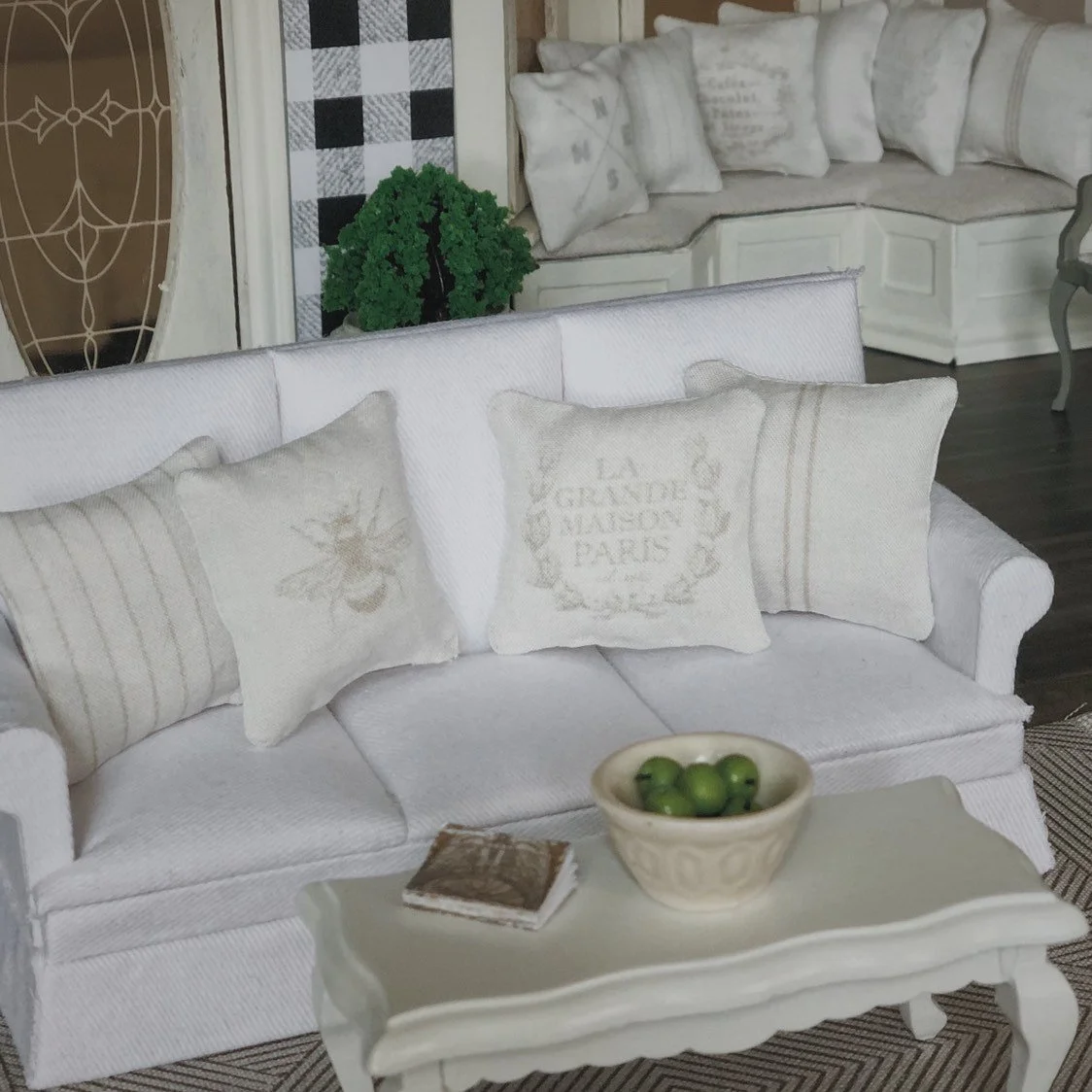 Pillows — Jessica Cloe Miniatures