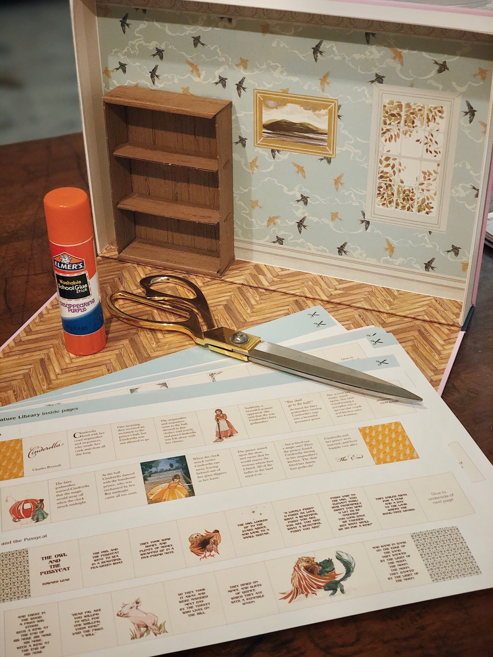 My Miniature Library (Book Review) — Jessica Cloe Miniatures