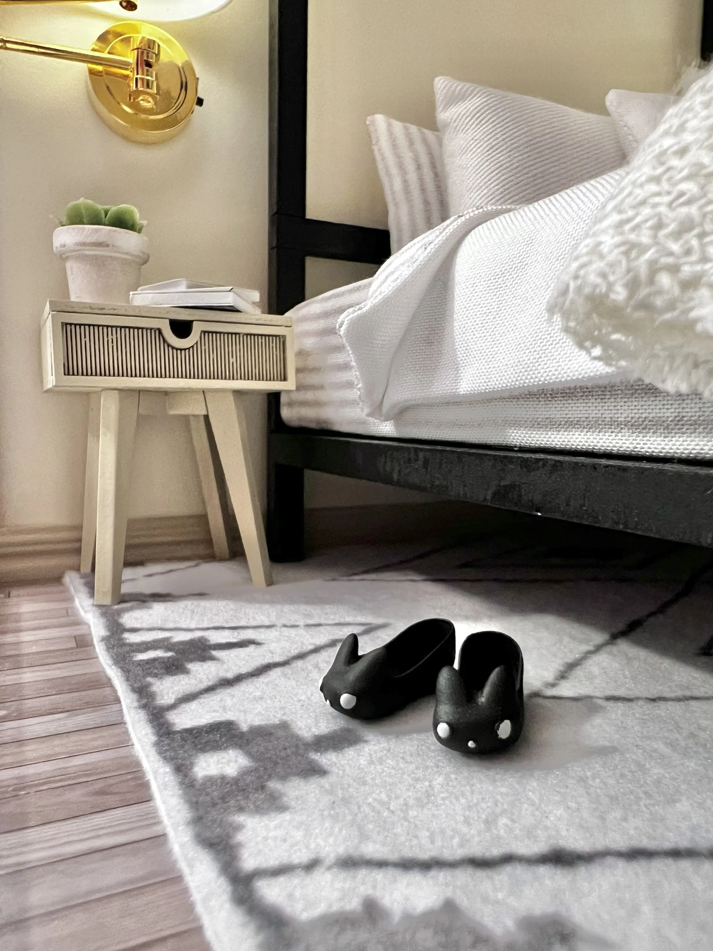 Coastal Contemporary Bedroom Box — Jessica Cloe Miniatures