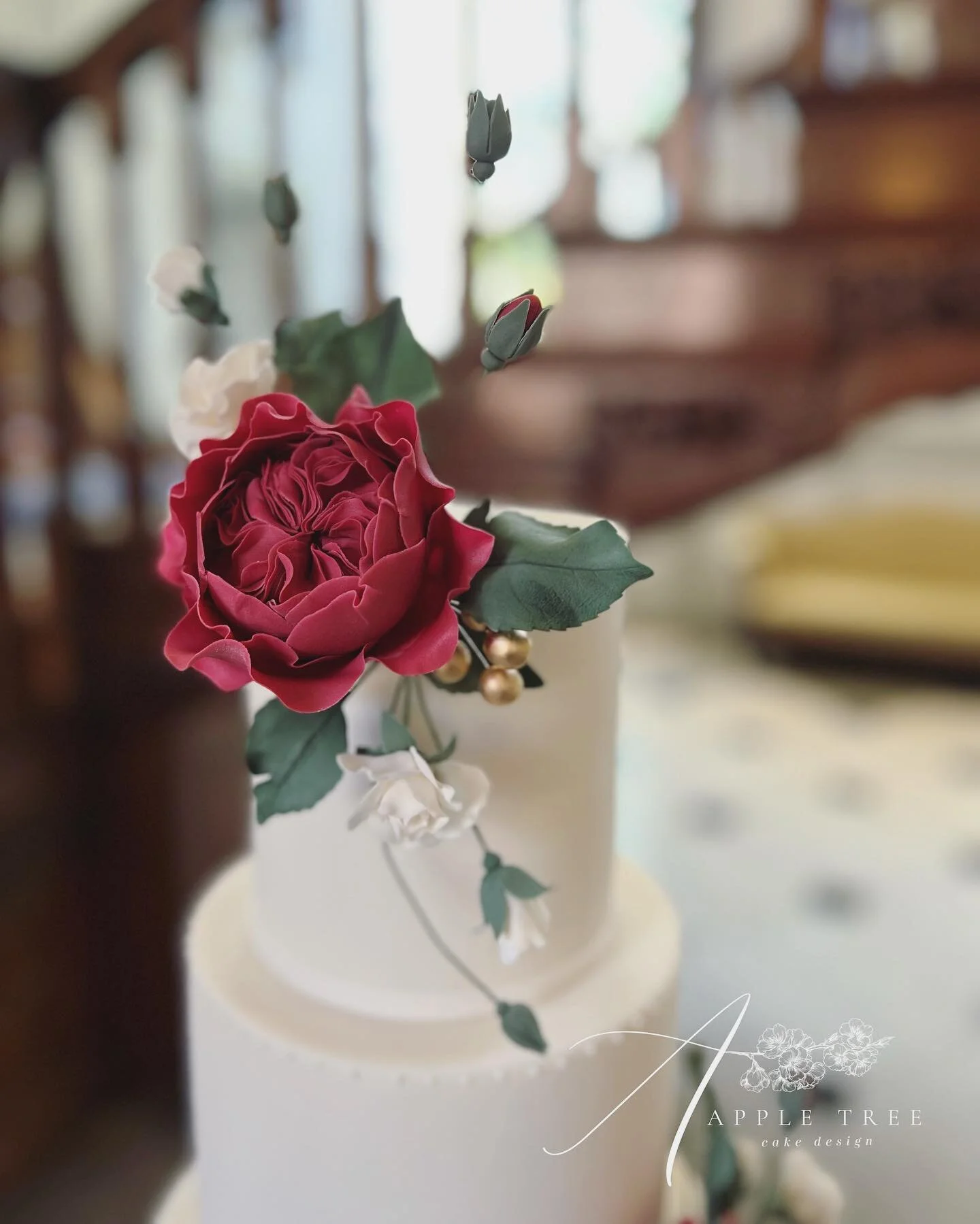 Apple Tree Cake Design | Wedding Cakes Essex | Cake Decorating Classes ...