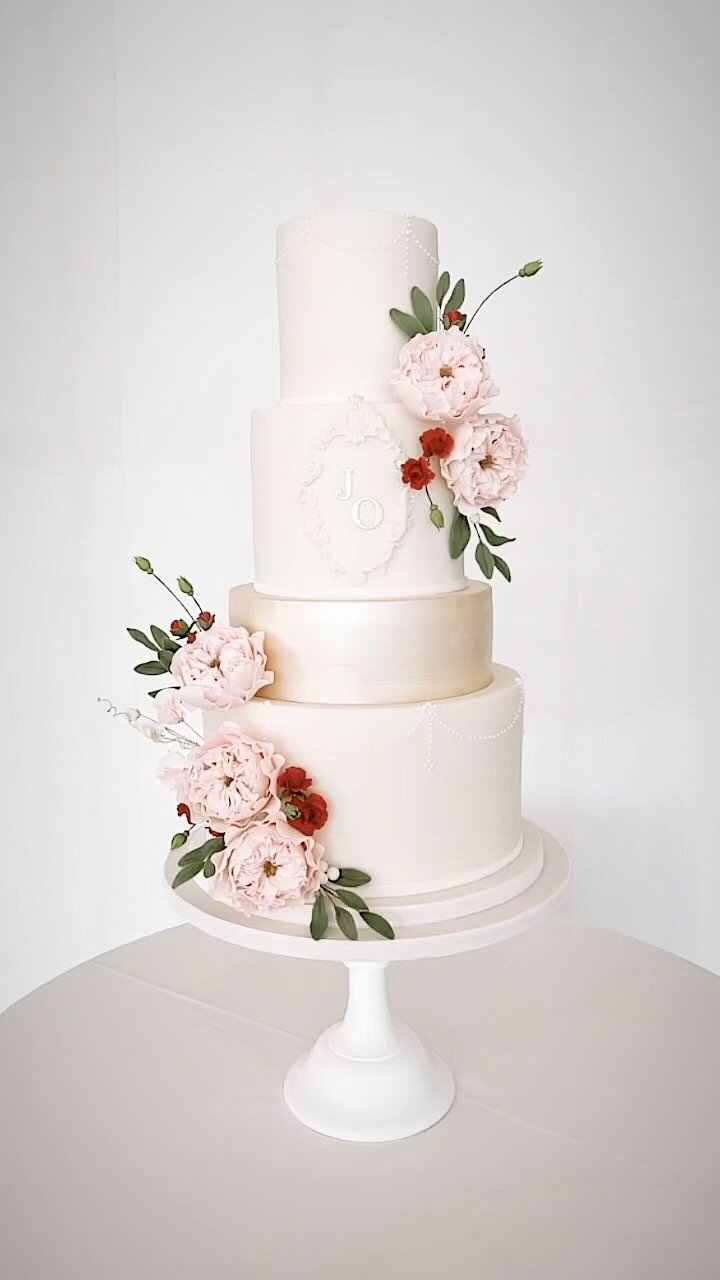 Apple Tree Cake Design | Wedding Cakes Essex | Cake Decorating Classes ...