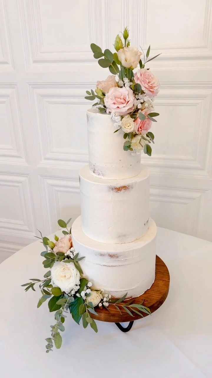 Apple Tree Cake Design | Wedding Cakes Essex | Cake Decorating Classes ...