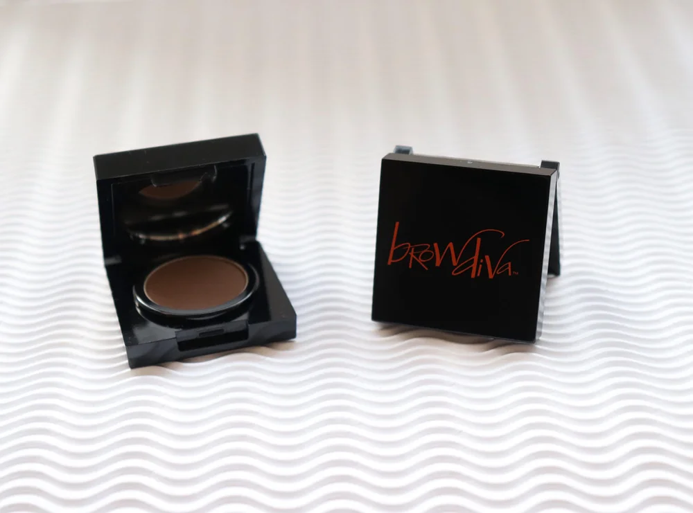 Brow Pencil vs. Powder – What’s really the best brow makeup product ...