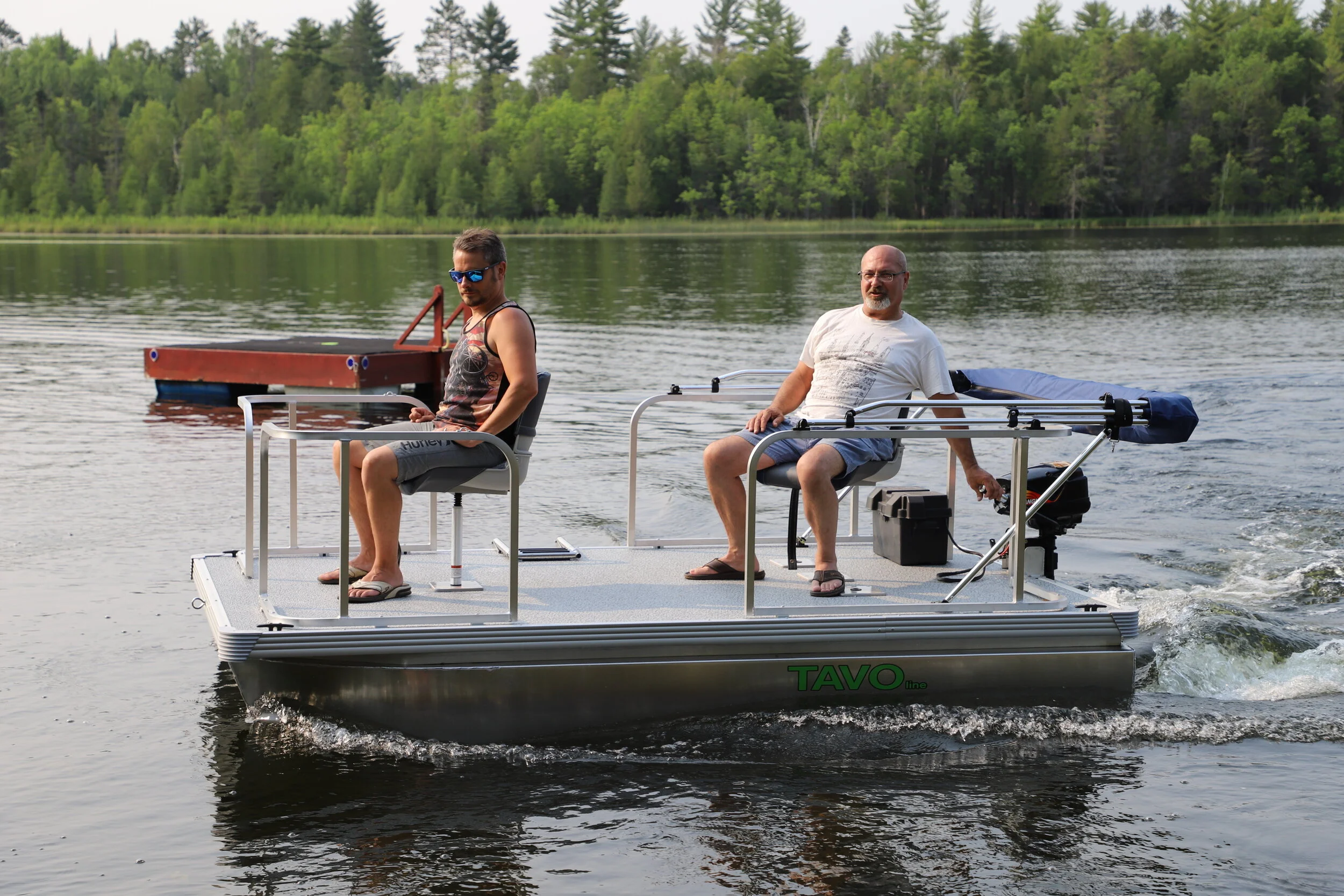 TAVO TOON P-2: two-person mini pontoon boat, shallow-draft pontoons ...