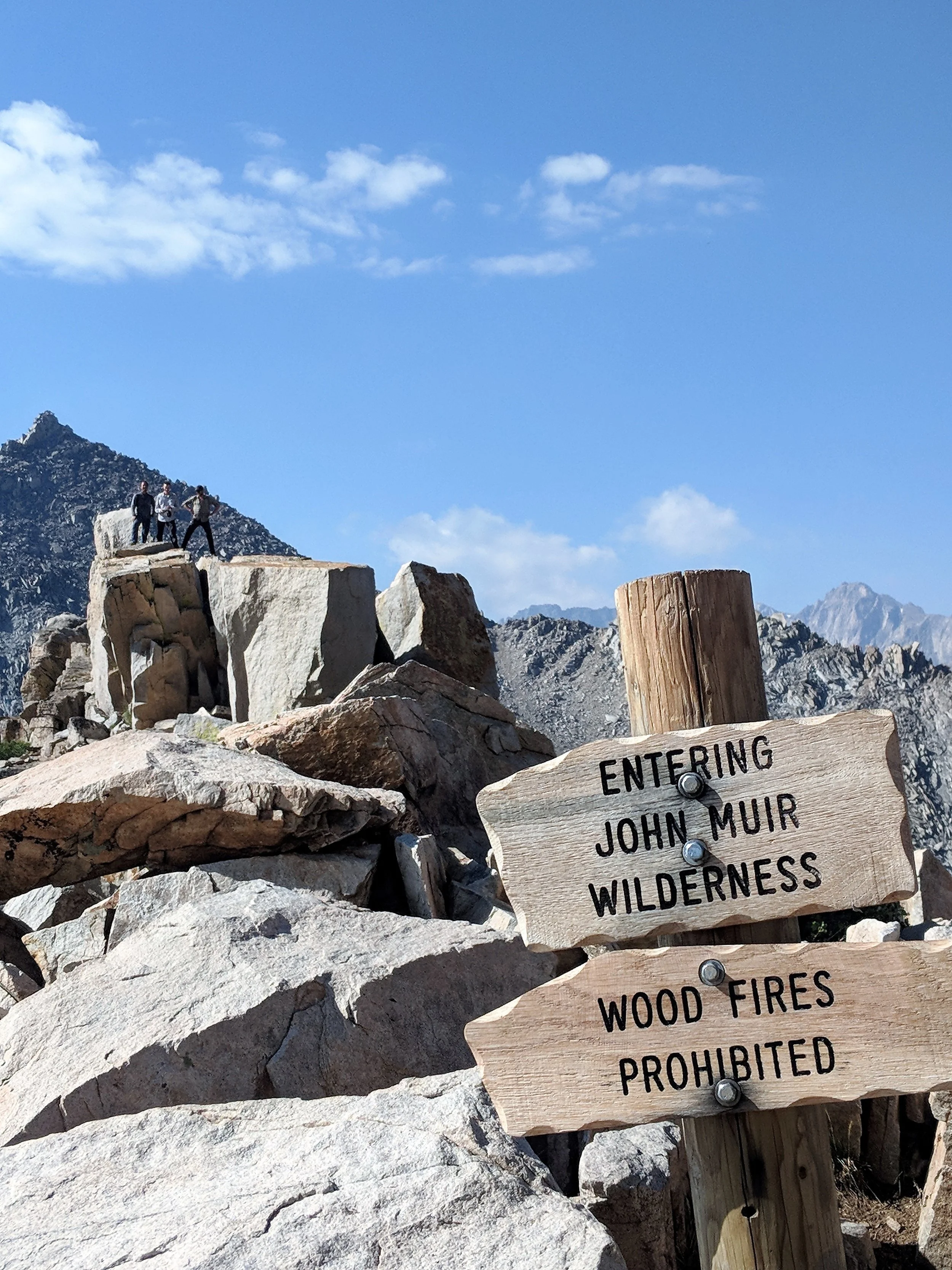 Brown Gal Trekker's JMT Thru Hike Guide Northbound (NOBO) — Brown Gal ...