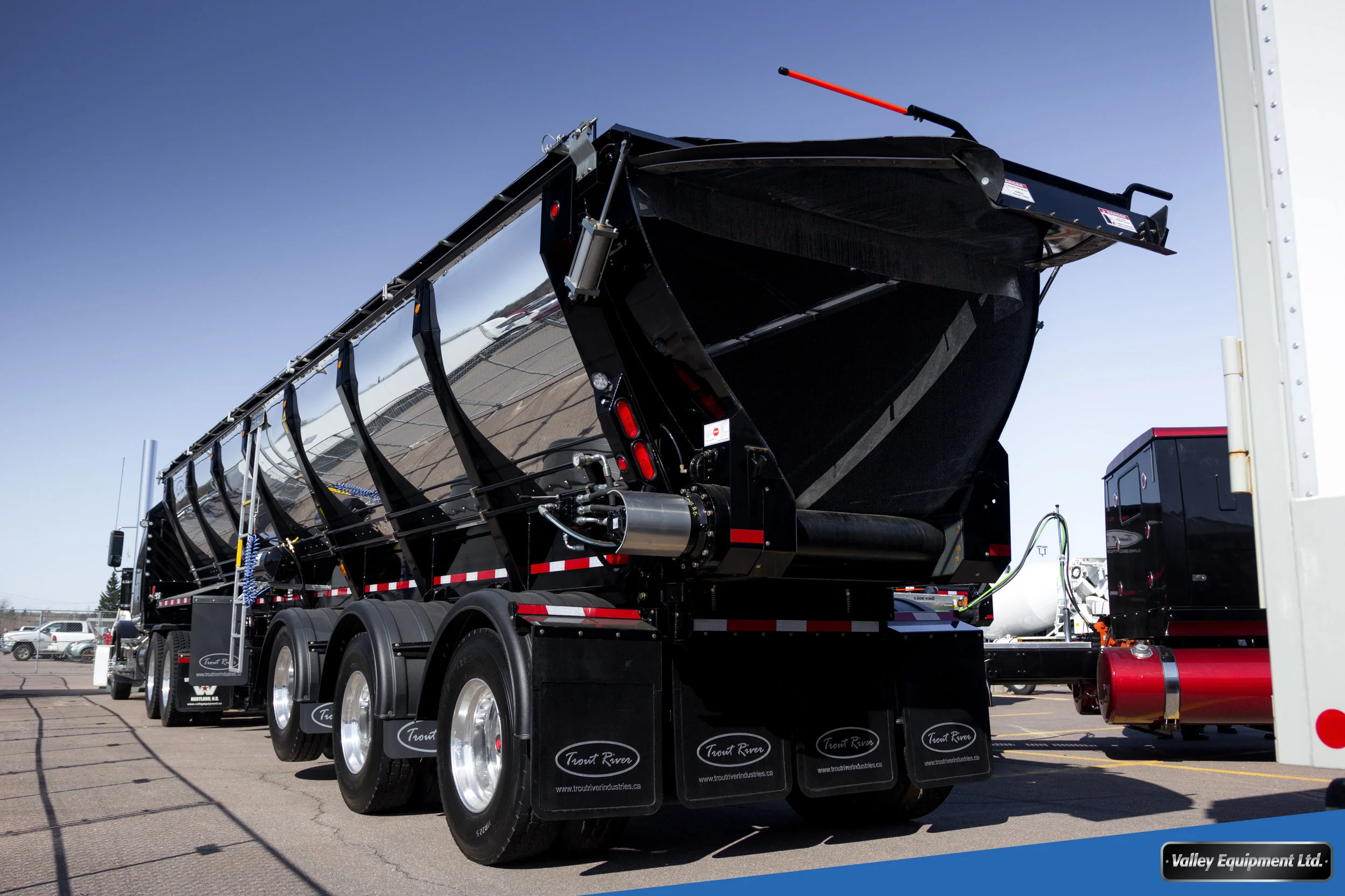Event: 2018 Atlantic Heavy Equipment Show — Valley Equipment Ltd.