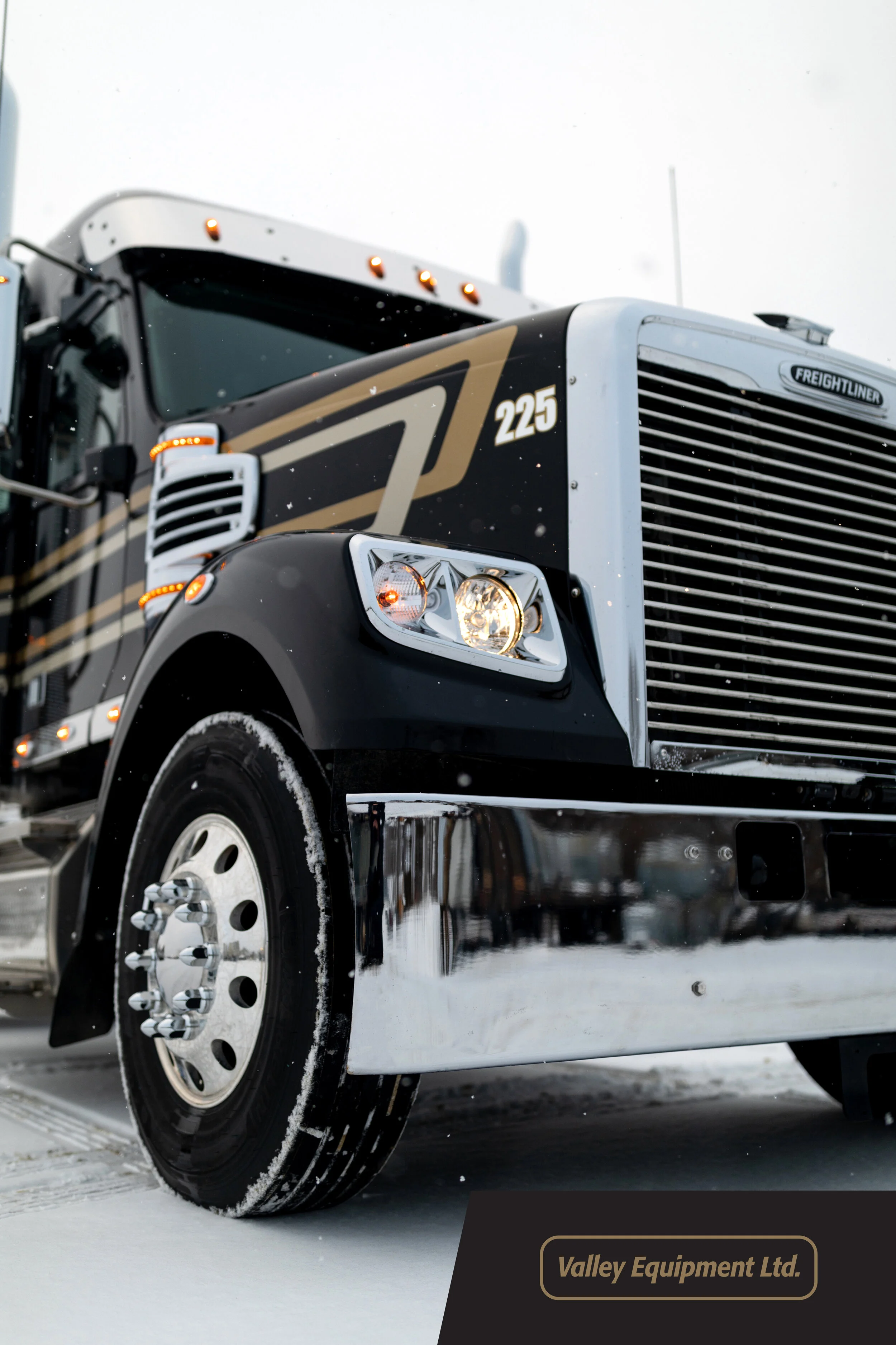 FREIGHTLINER — Valley Equipment Ltd.