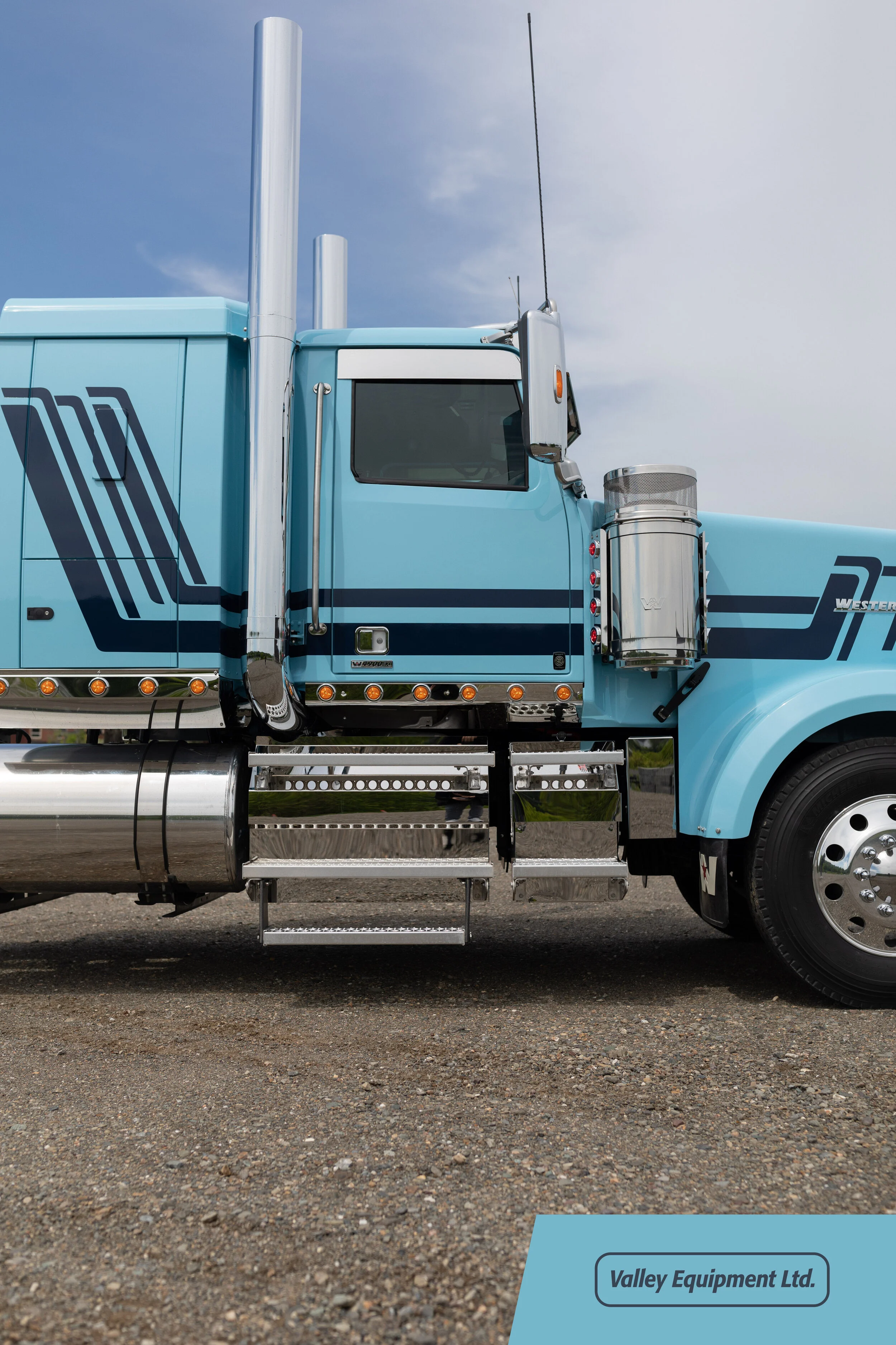 #BUILDBREAKDOWN - BLUE JAY — Valley Equipment Ltd.