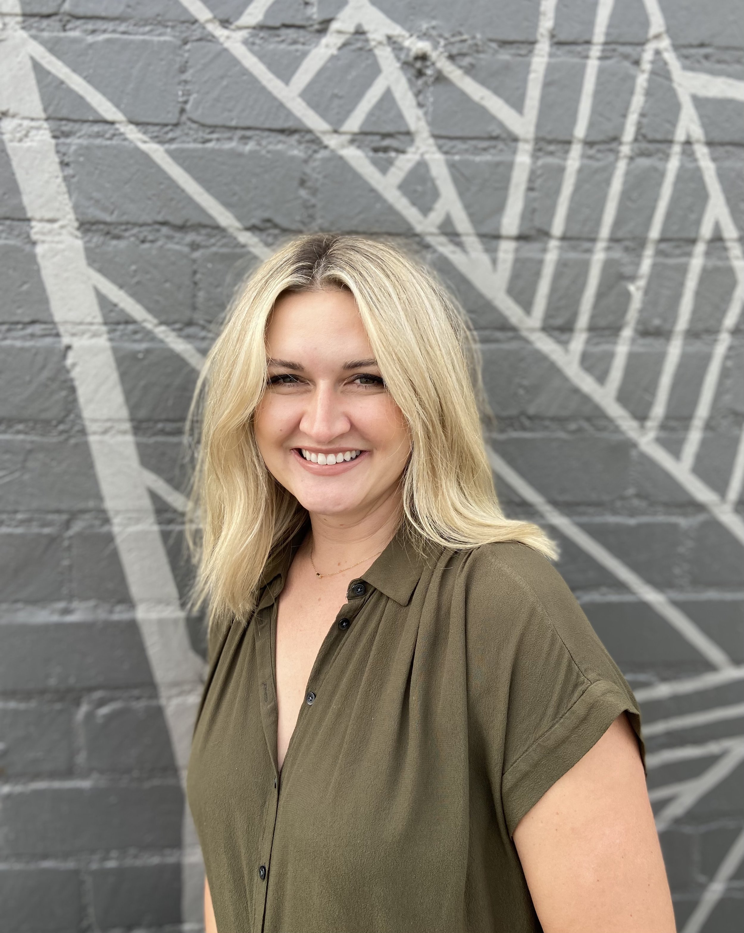 FRAMED — LINDSEY SMITH