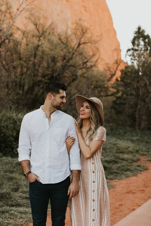 Garden of the Gods Anniversary Session // Colorado Springs, CO //Taylor ...