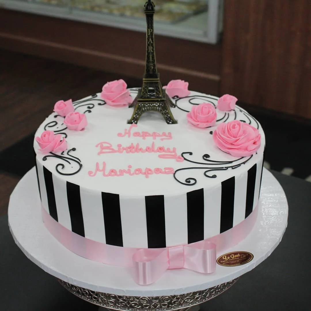 Simple Eiffel Tower Cake