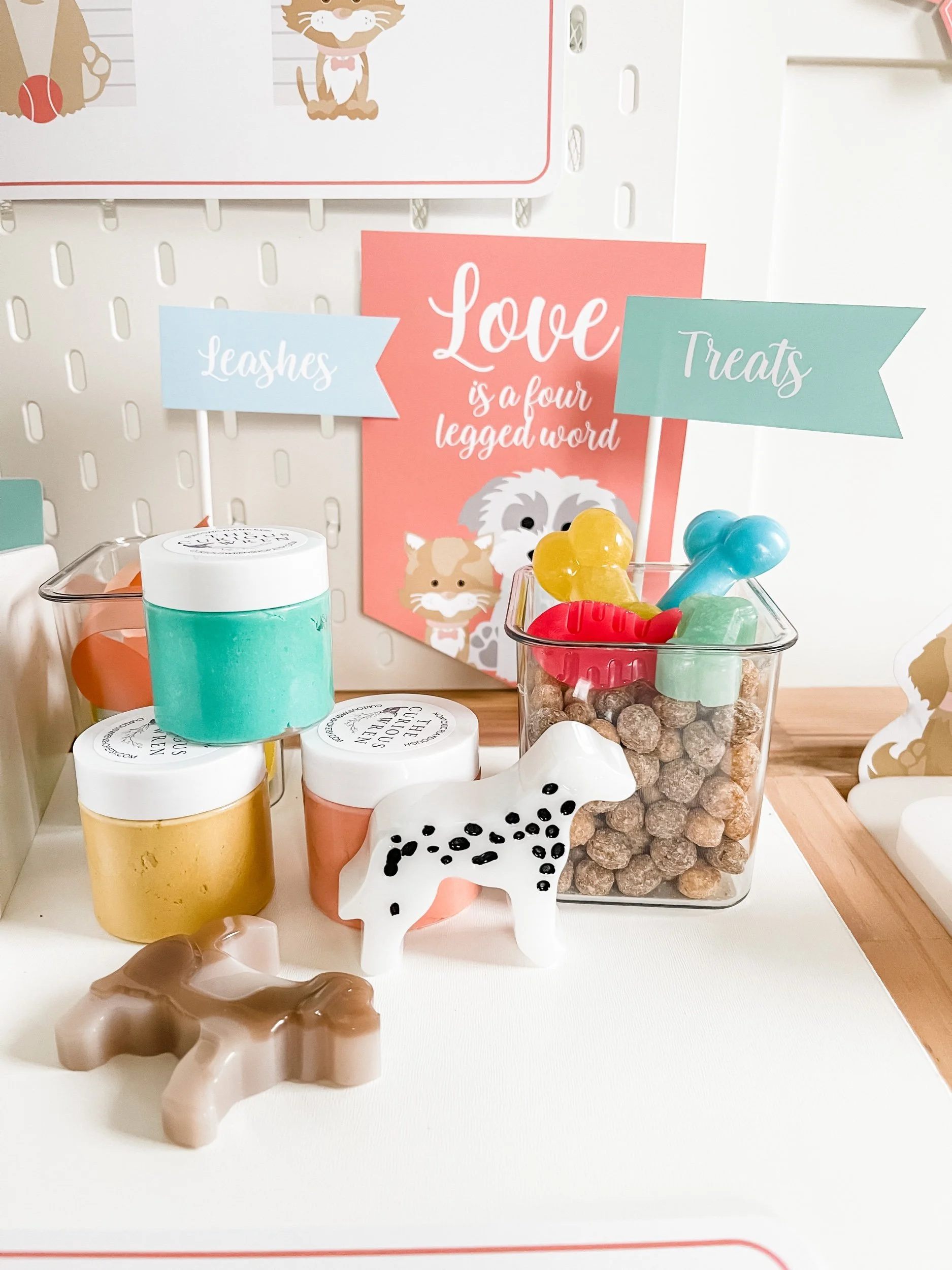 Goodnight Fox - Pet Adoption download dramatic play kit