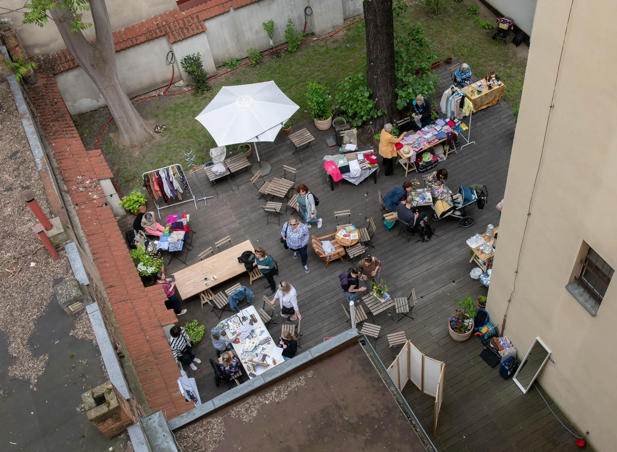 bleší trhy — Bieno