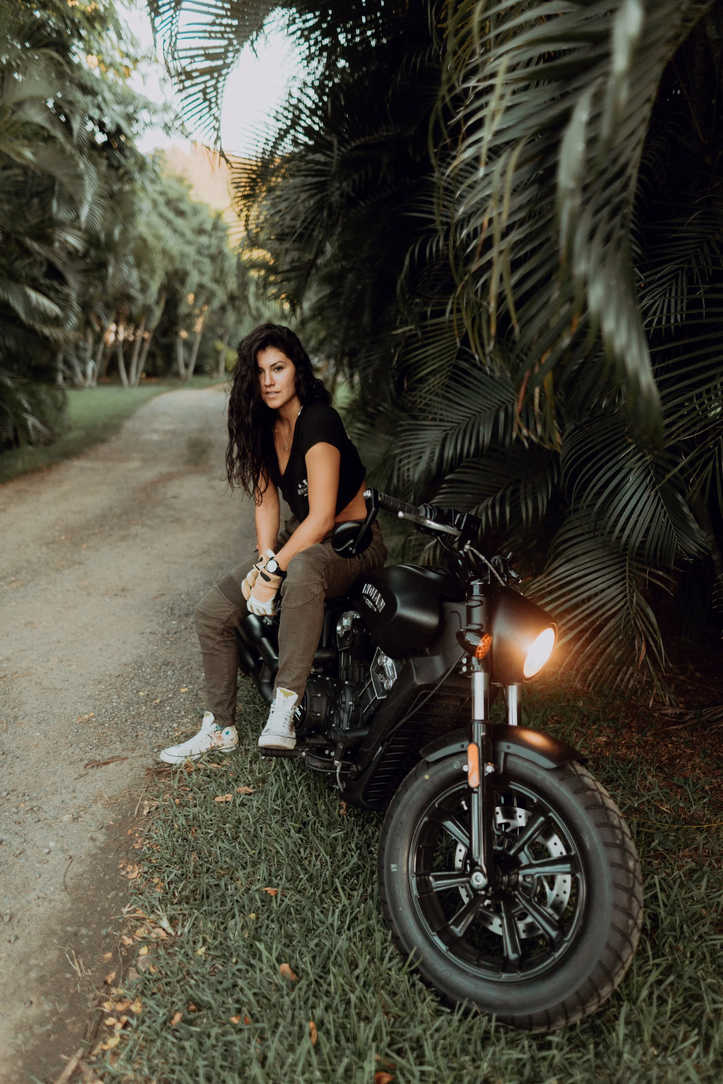 About — Kelly Yazdi