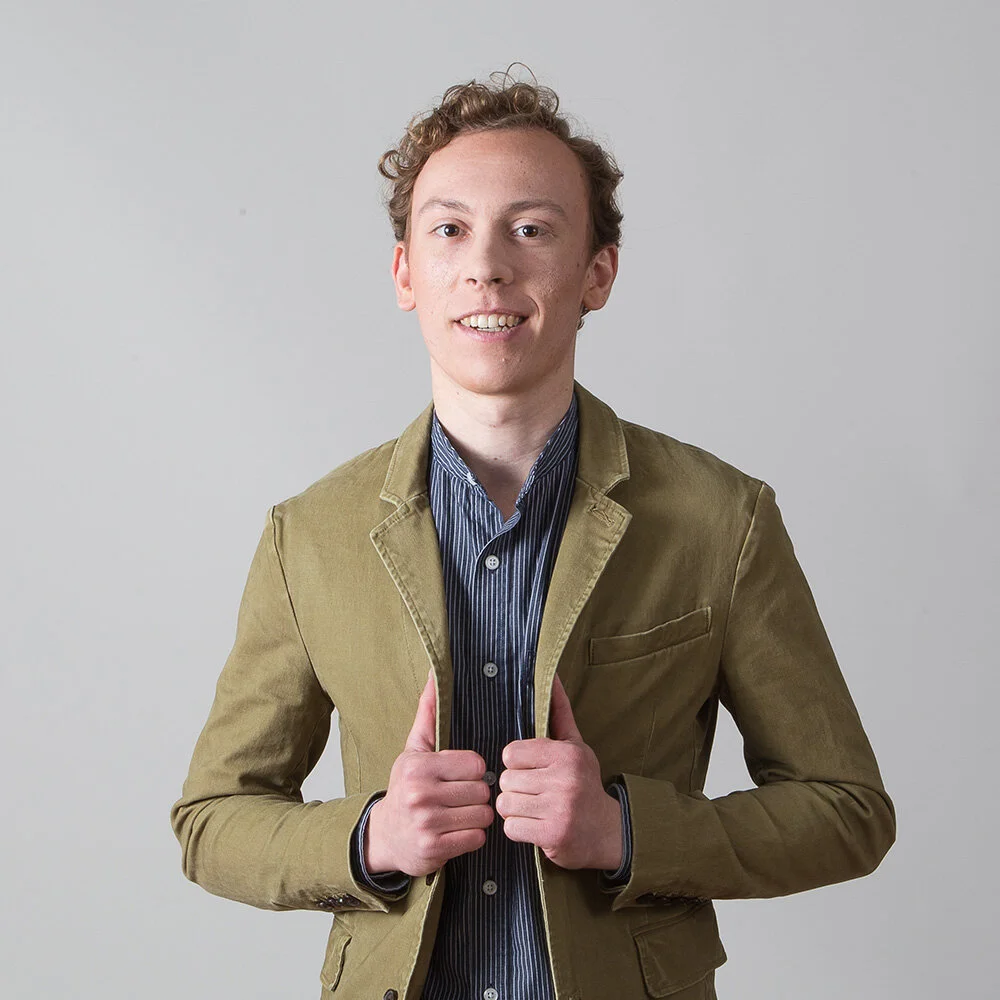 People — Valerio Dewalt Train