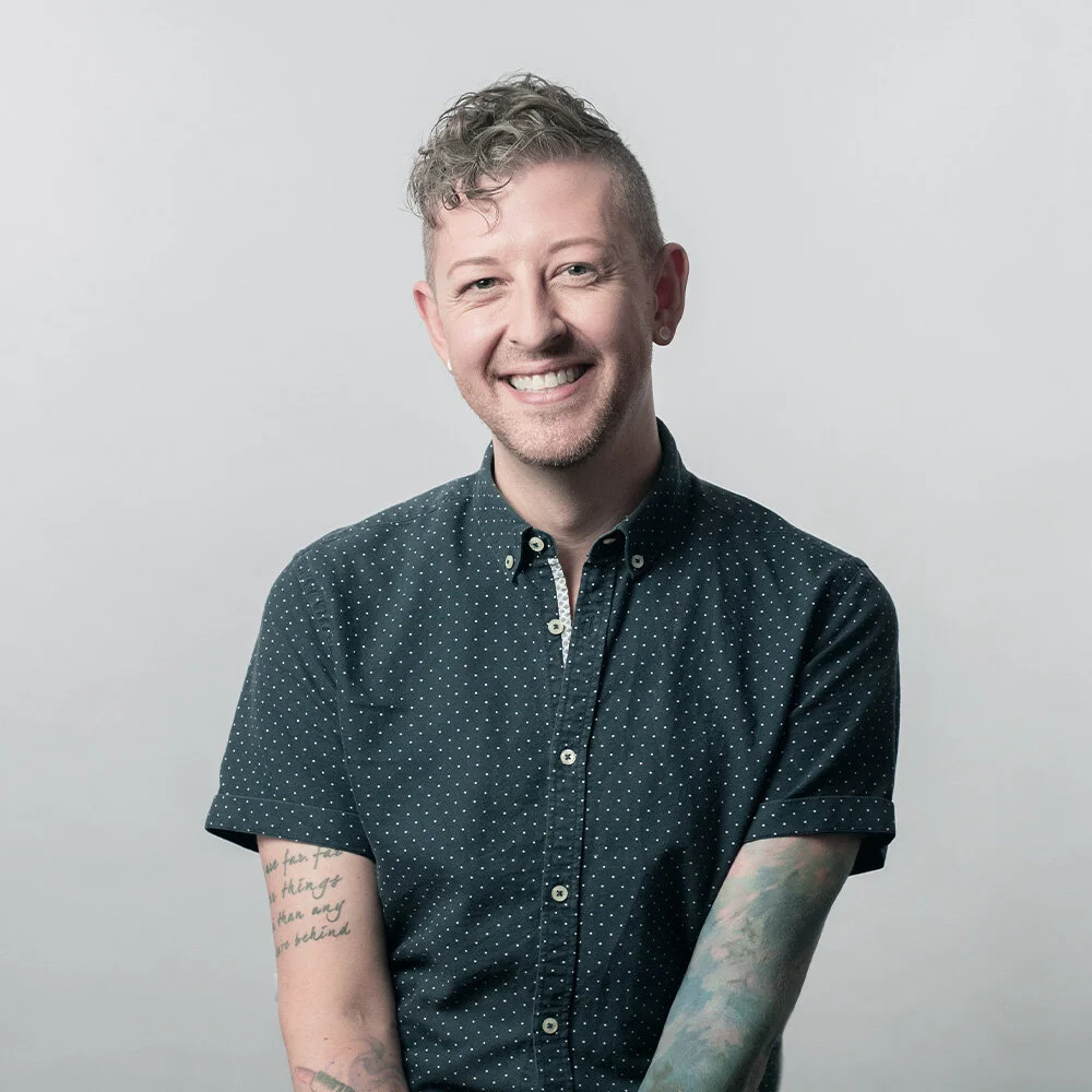 People — Valerio Dewalt Train