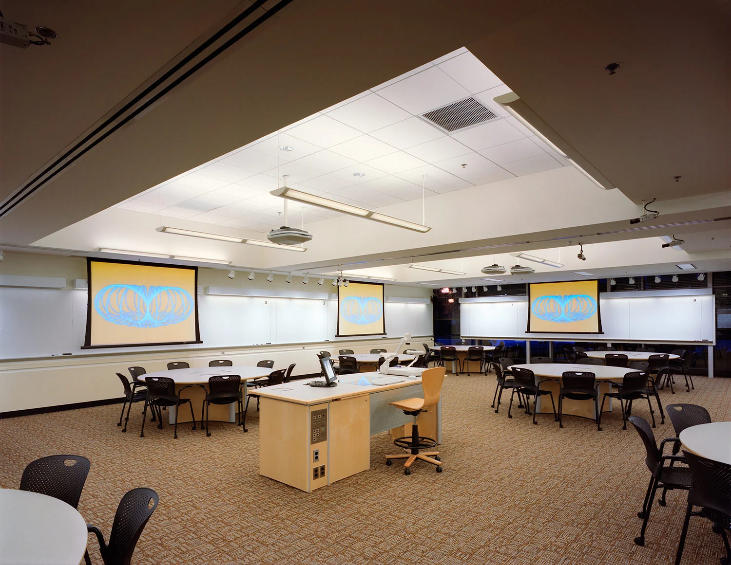 MIT Building 4 Classroom Renovations — MDS/Miller Dyer Spears Architects