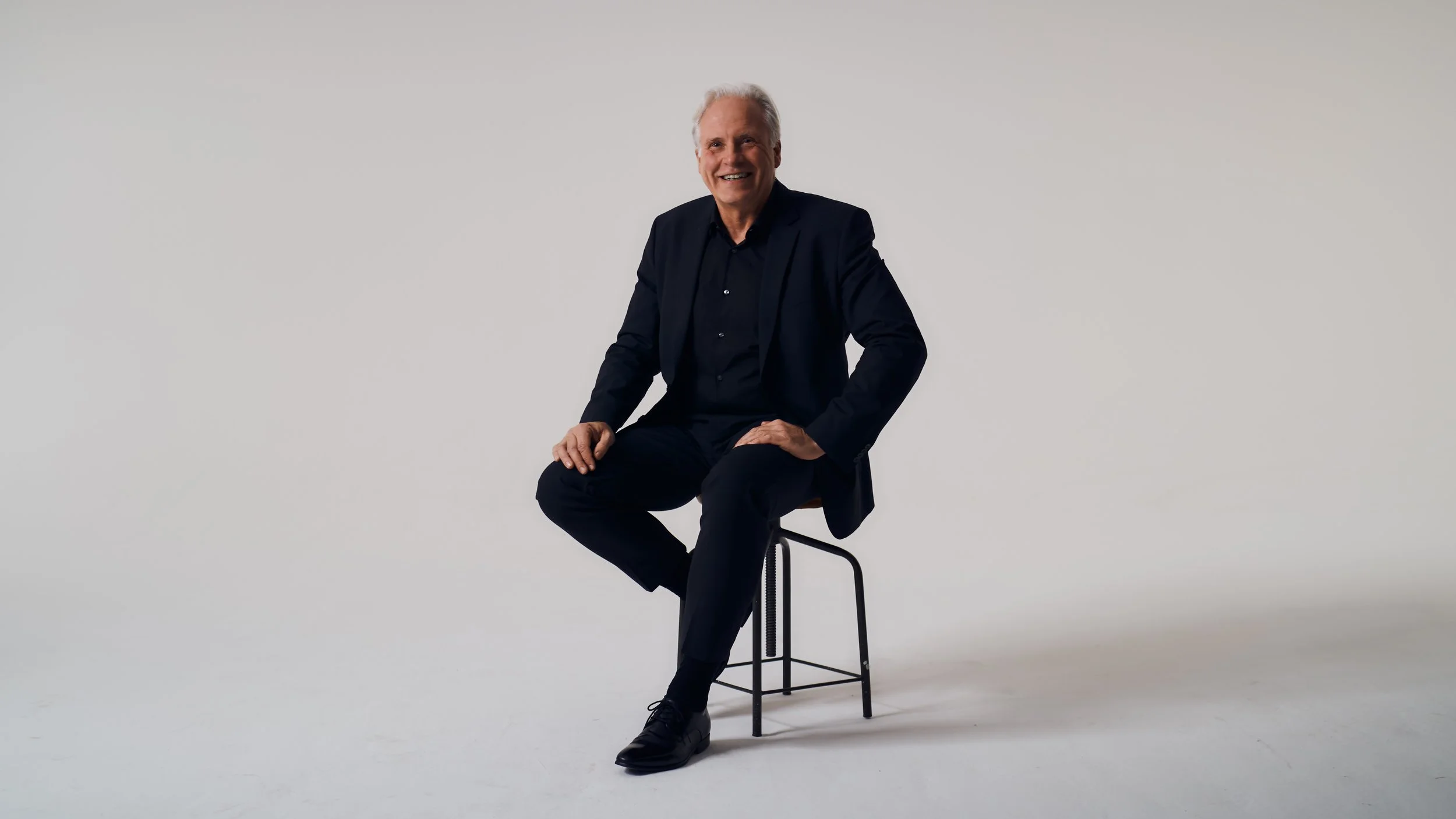 PHOTOS — MARKUS STENZ