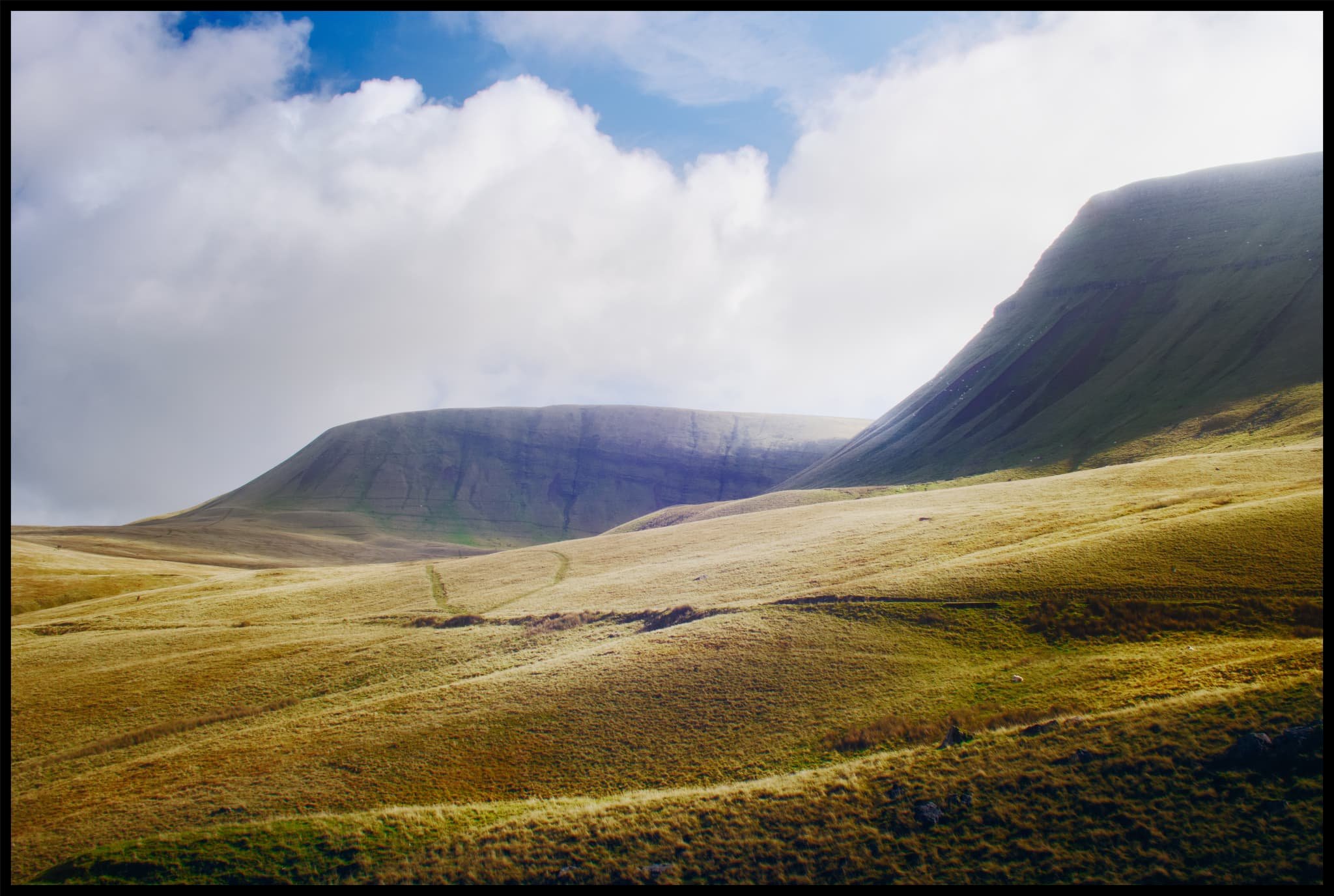 Llyn y Fan Fach, Brecon Beacons, South Wales, Autumn — Ian Cylkowski Photography. Photography